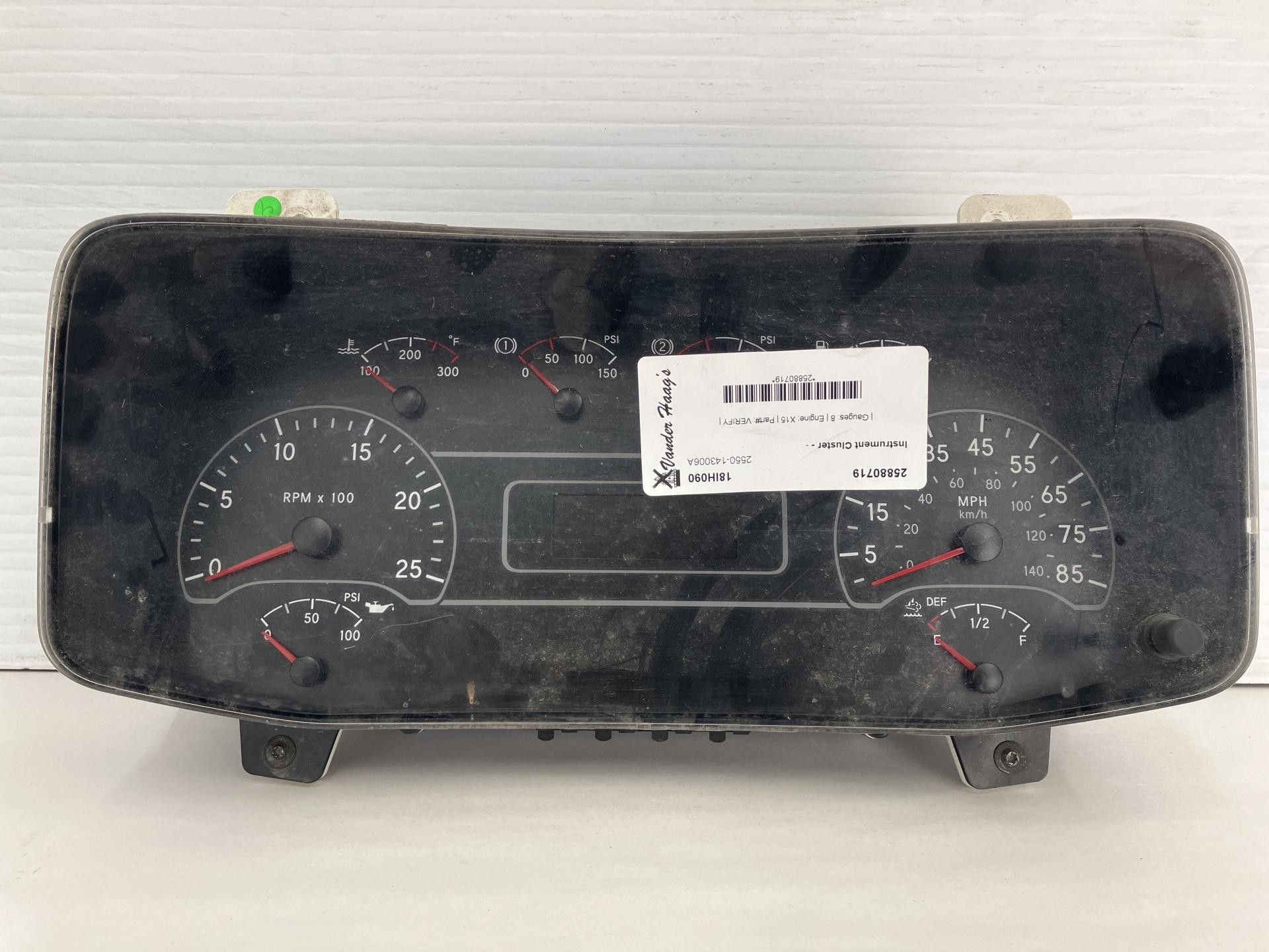 4062877C1 | International LT Speedometer Instrument Cluster for Sale