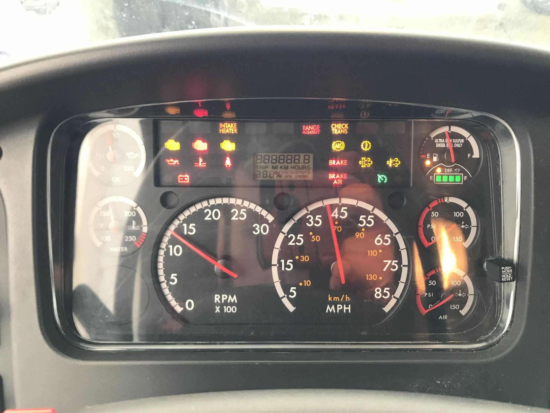 A2C93378300SP | Freightliner B2 Speedometer Instrument Cluster for Sale