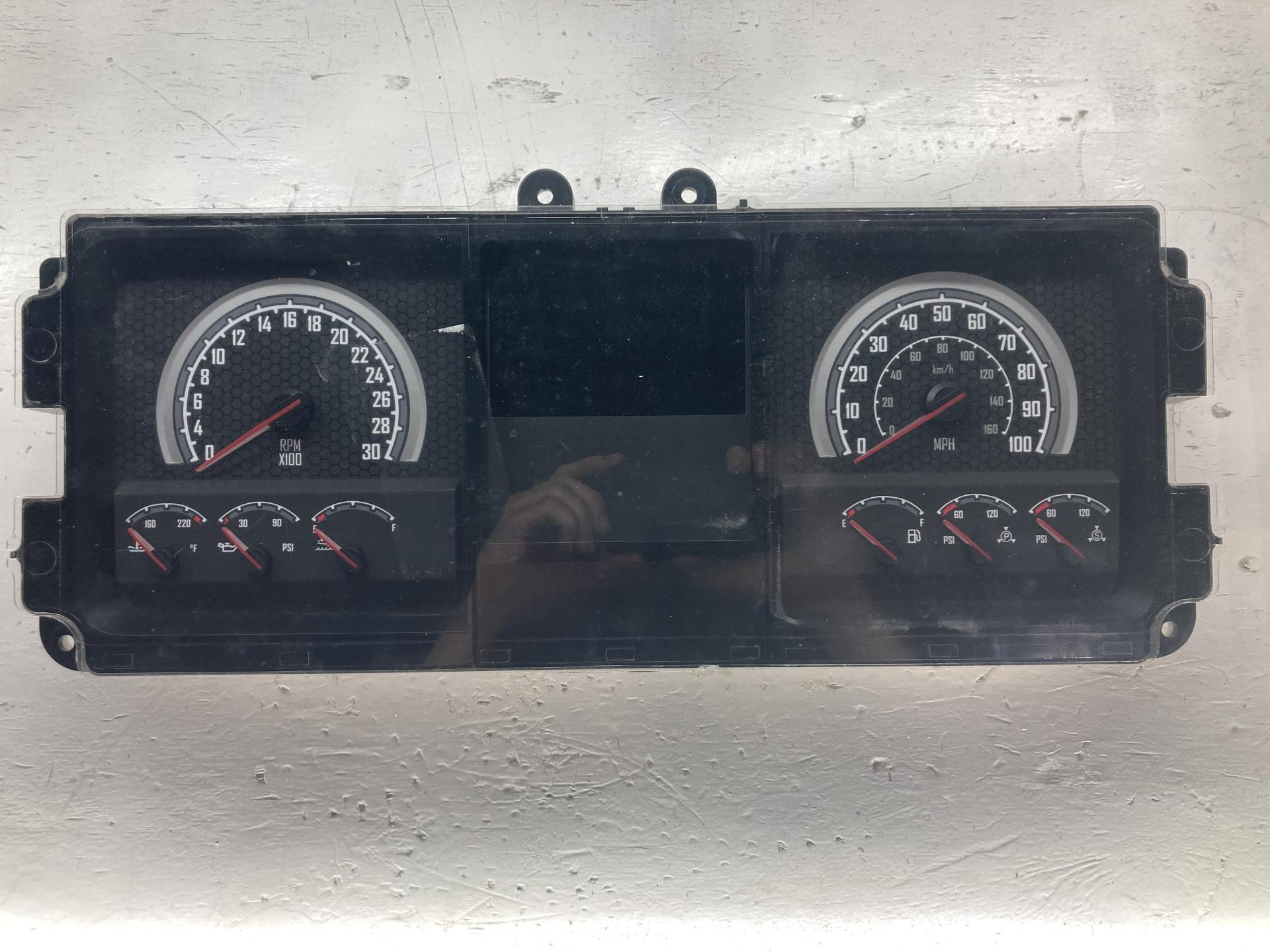 Mack MD6 Speedometer Instrument Cluster for Sale