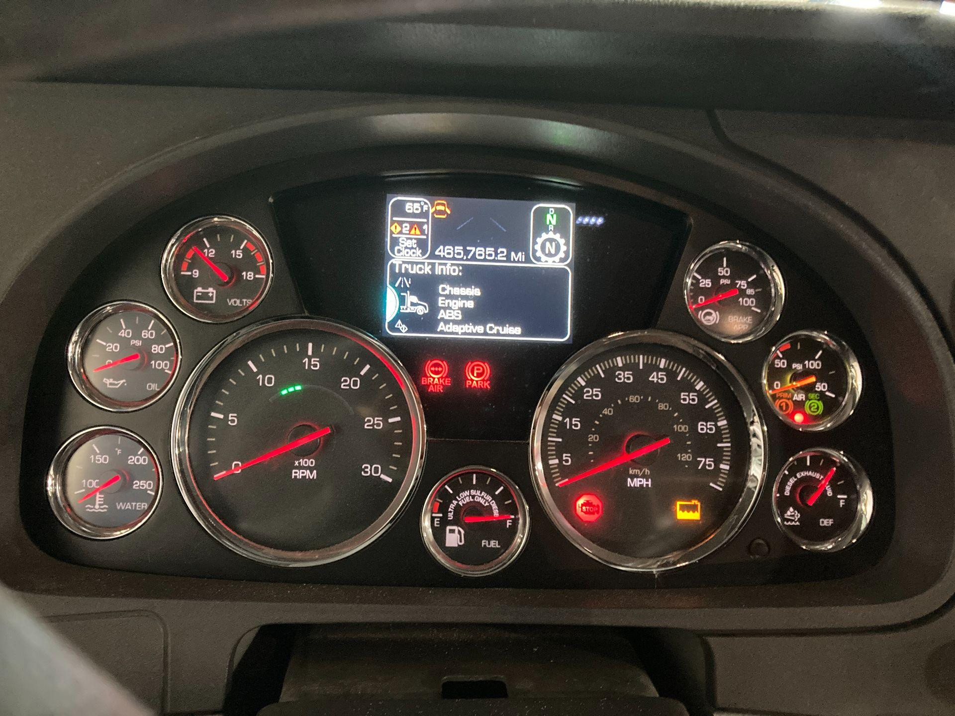 Q43-1166-1-2-011 | Kenworth T680 Speedometer Instrument Cluster for Sale