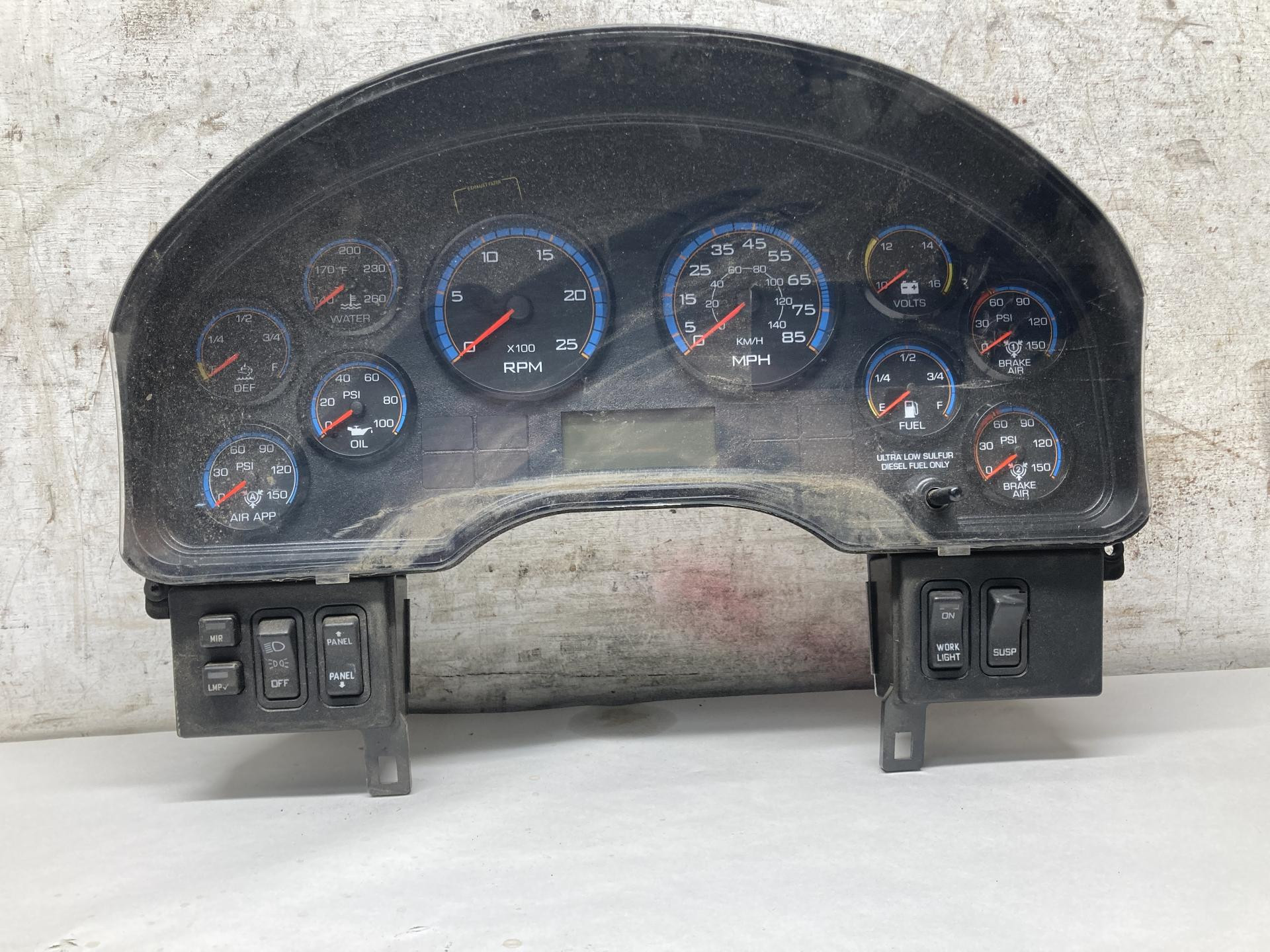 5011022R92 | International TRANSTAR (8600) Speedometer Instrument Cluster f