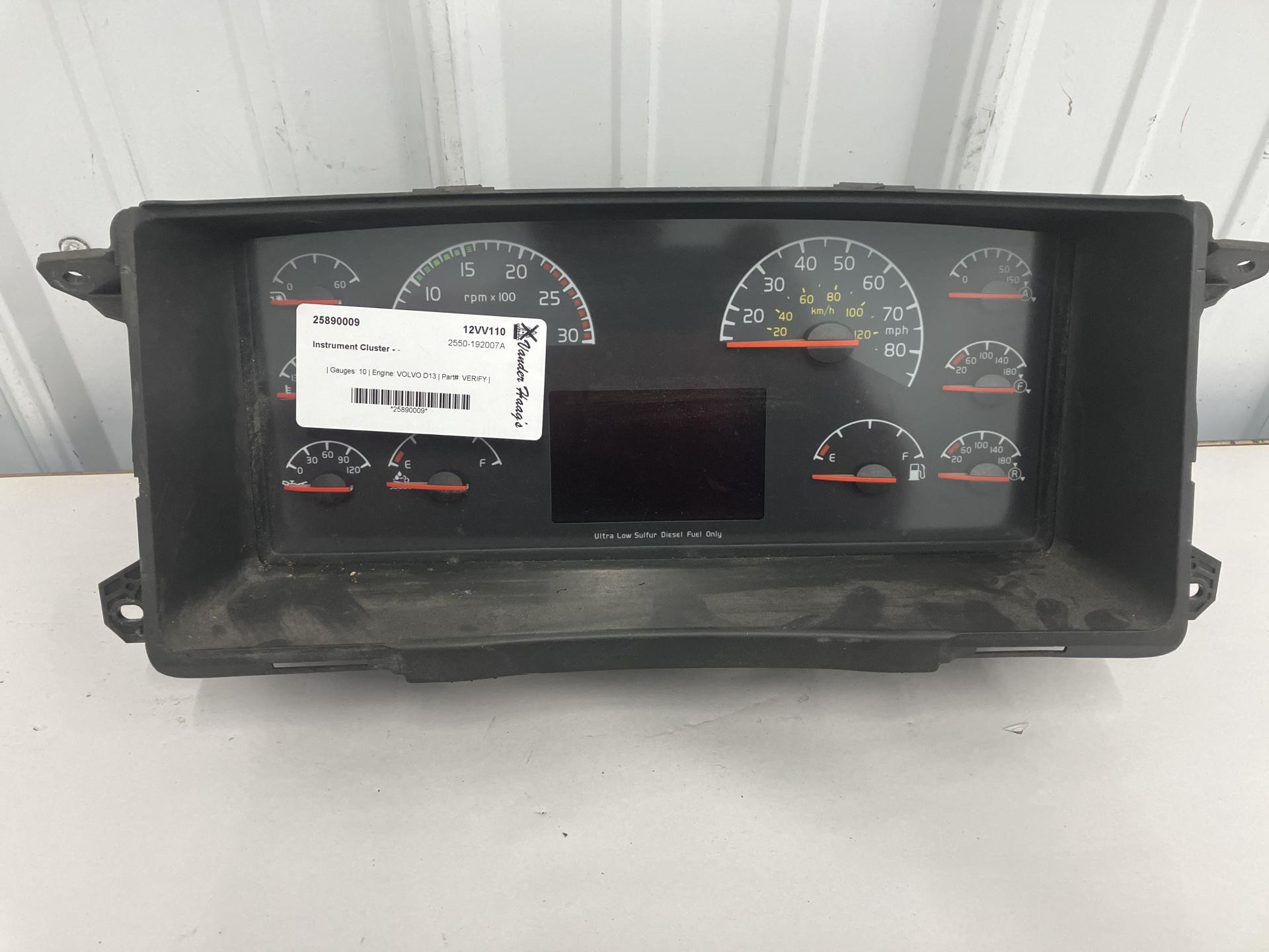 Volvo VNL Speedometer Instrument Cluster for Sale