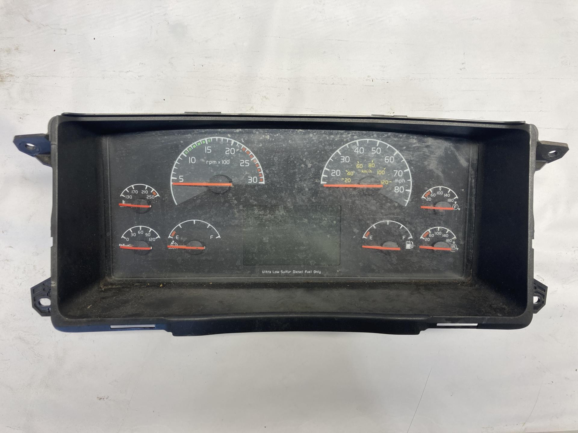 Volvo VNL Speedometer Instrument Cluster for Sale