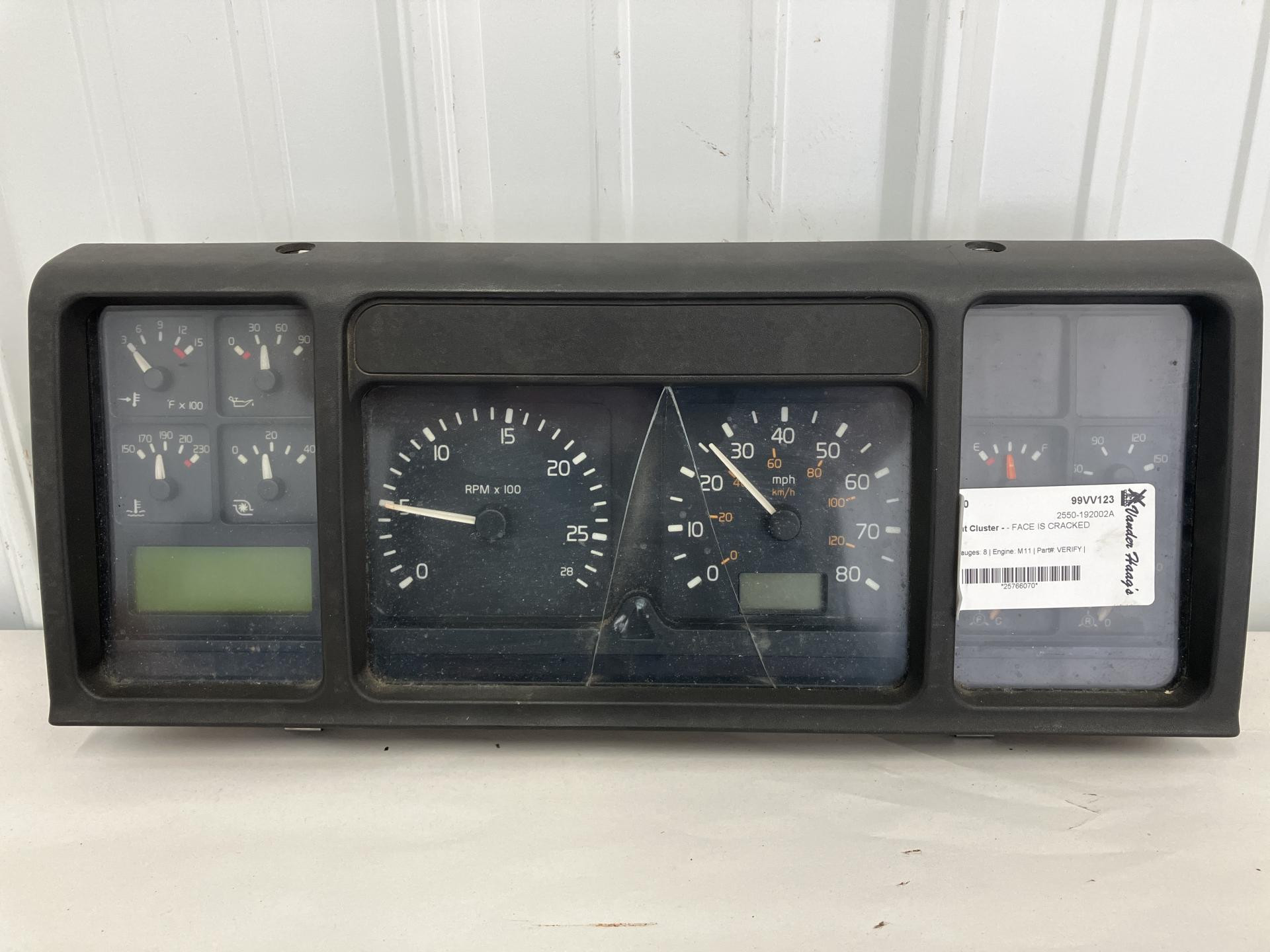 Volvo VNL Speedometer Instrument Cluster for Sale