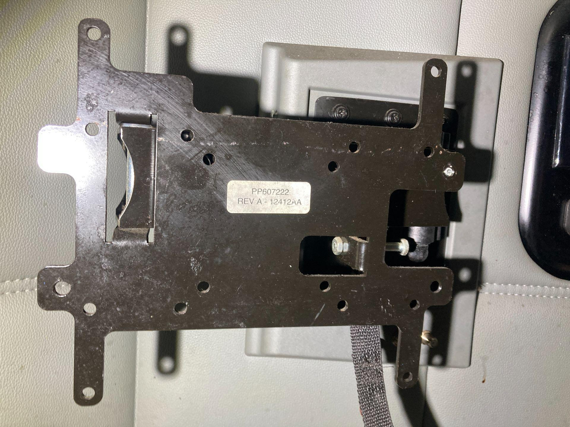 PP607222 | Kenworth T680 Cab Interior Part for Sale