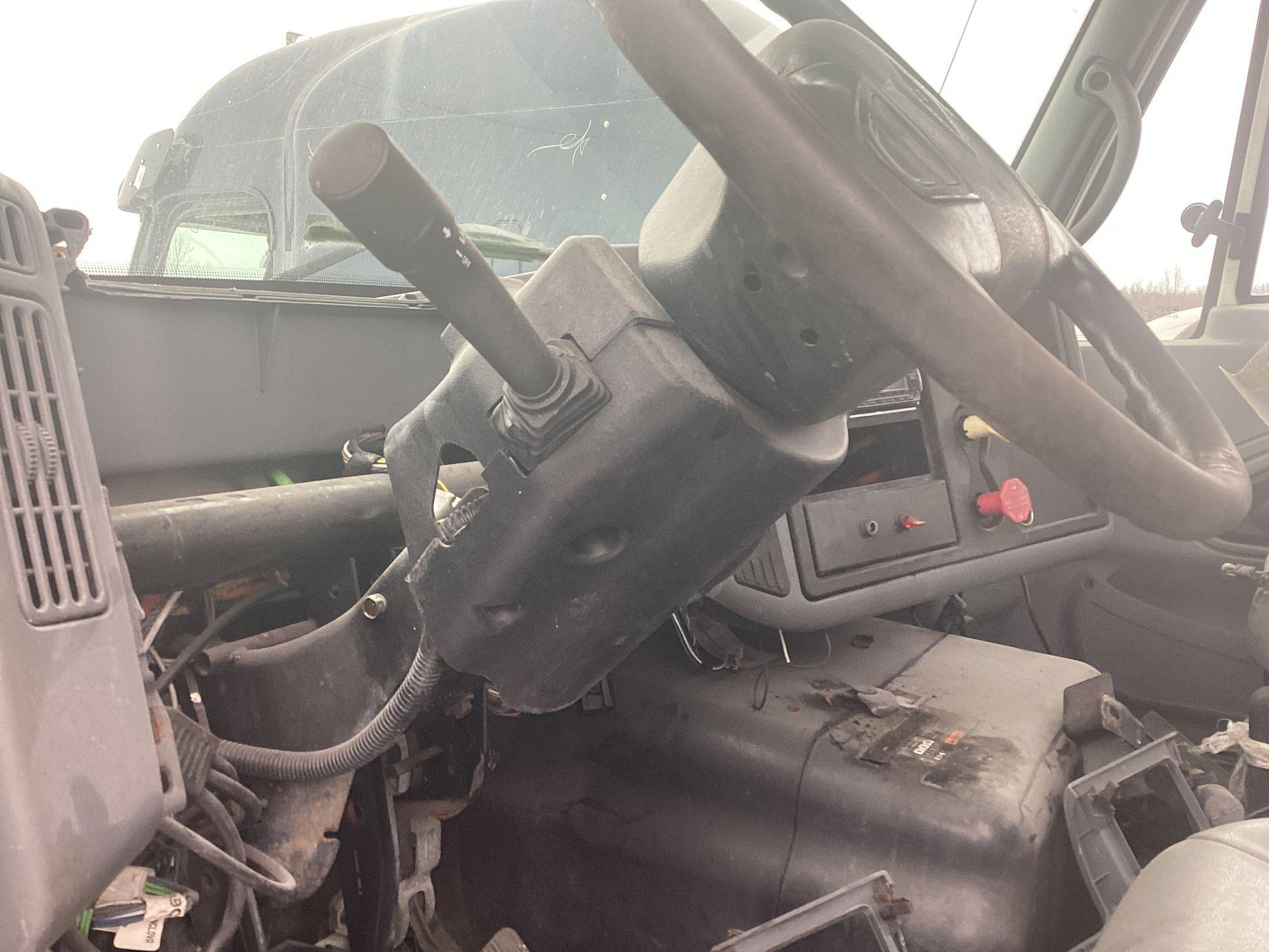 International 8600 Dash Panel for Sale