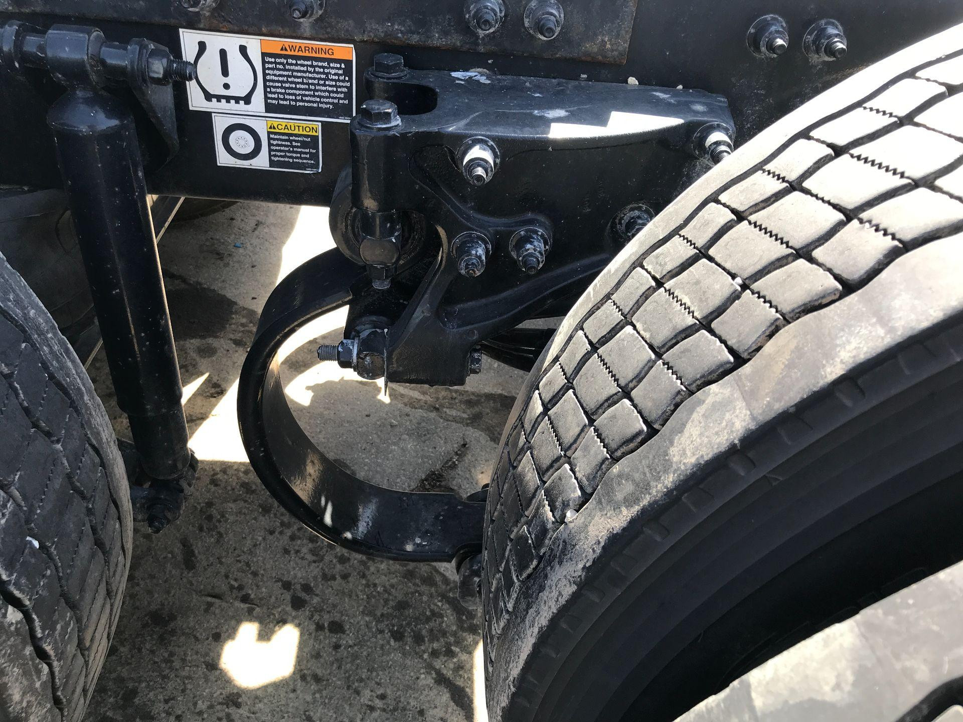 NO TAG | Paccar MR2014P Axle Housing (Rear) for Sale
