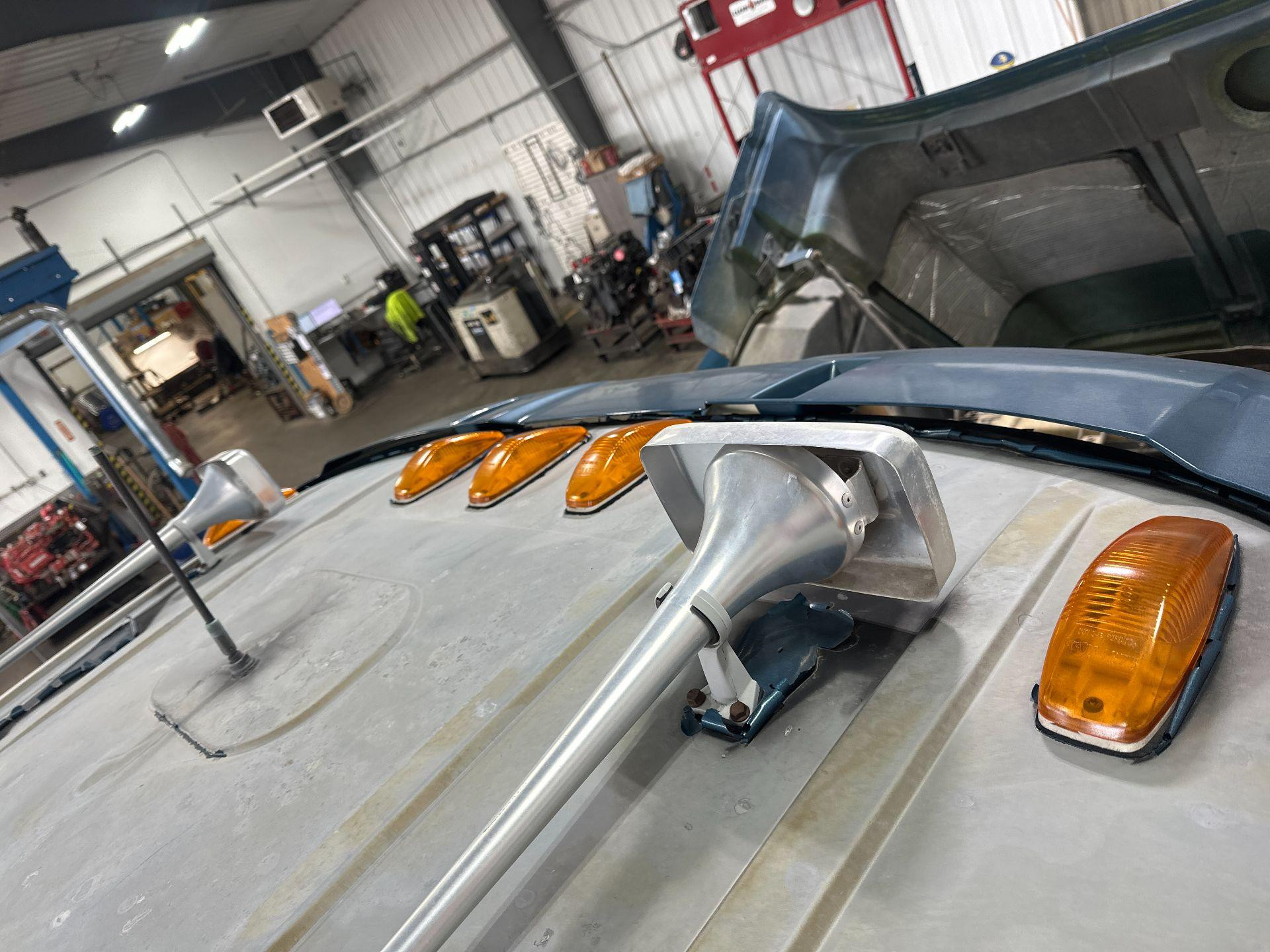 Mack CHU Lighting, Exterior for Sale