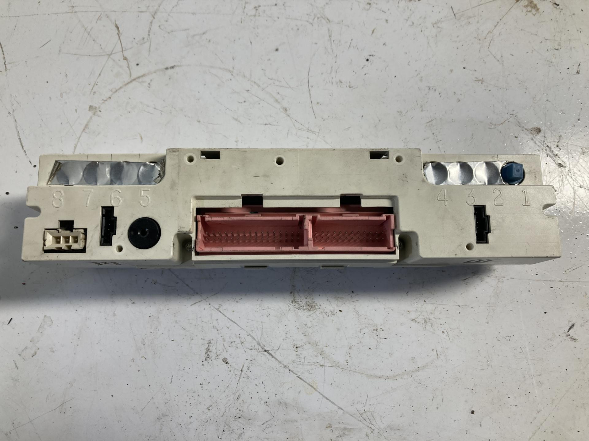 A22-59222-XXX | Freightliner COLUMBIA 120 Miscellaneous Lighting for Sale