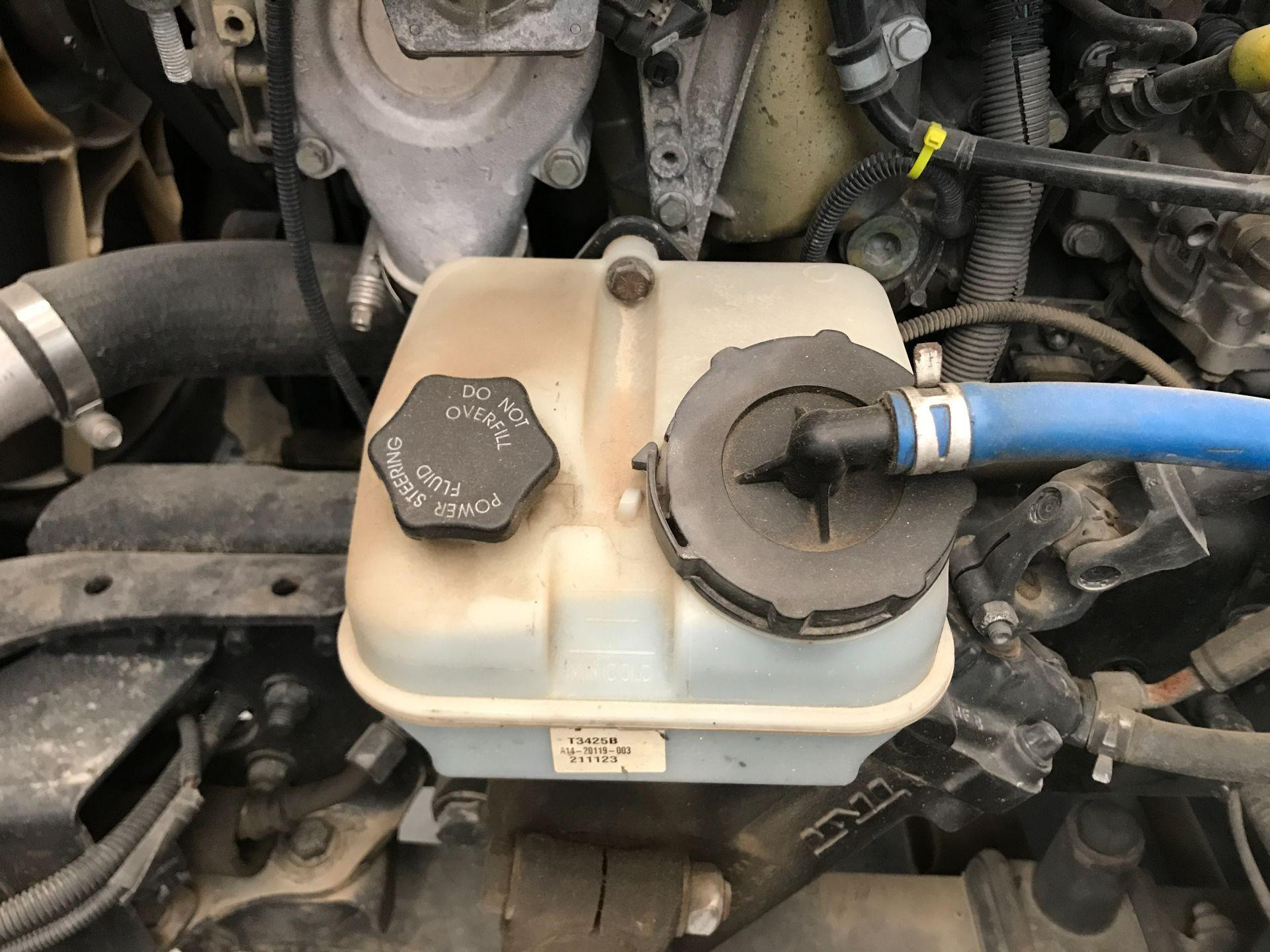 Freightliner CASCADIA Power Steering Reservoir for Sale