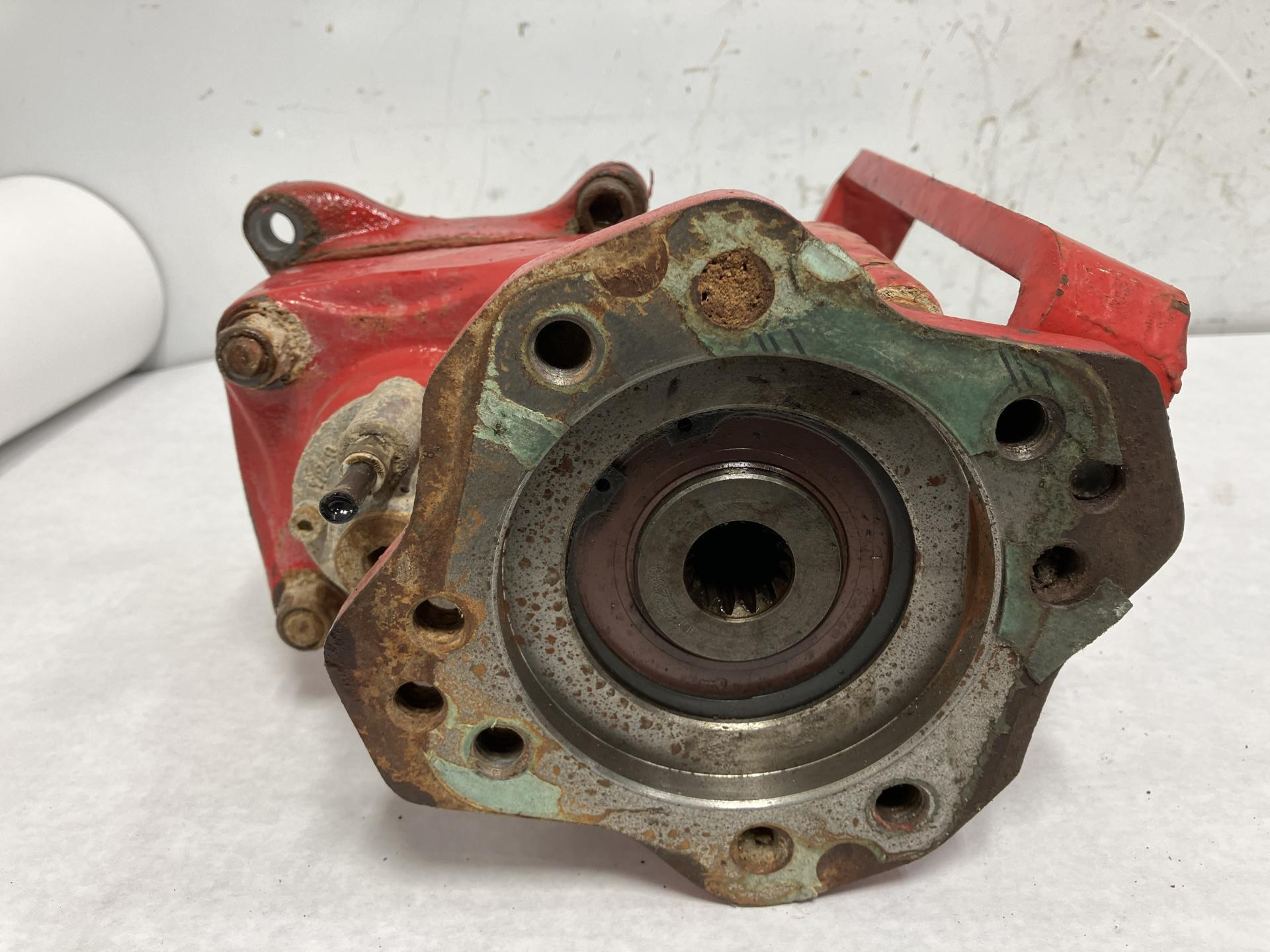 1198KO3 | Volvo AT2612D PTO | Power Take Off for Sale