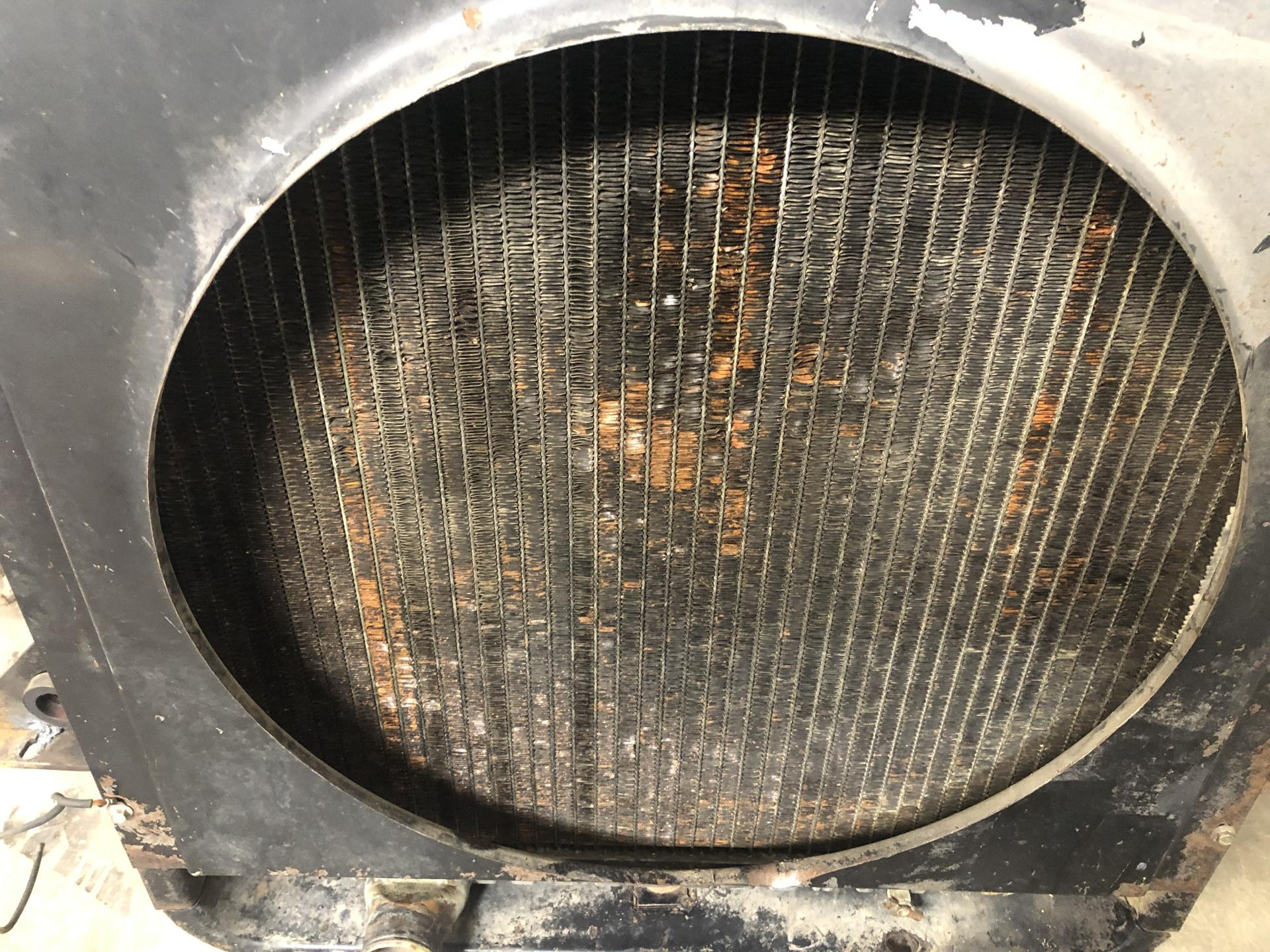 International 1700 LOADSTAR Radiator for Sale