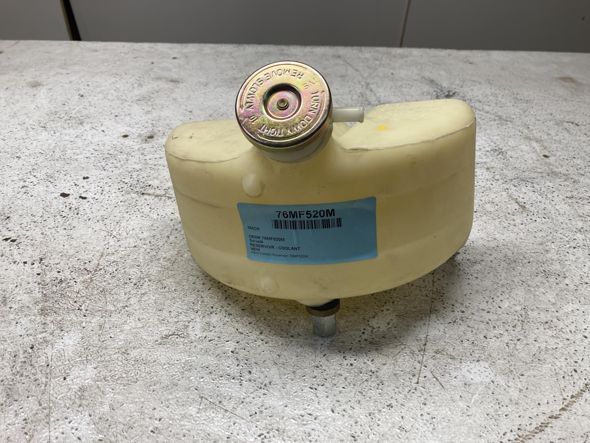 25174629 | Mack CH600 Radiator Overflow Bottle for Sale
