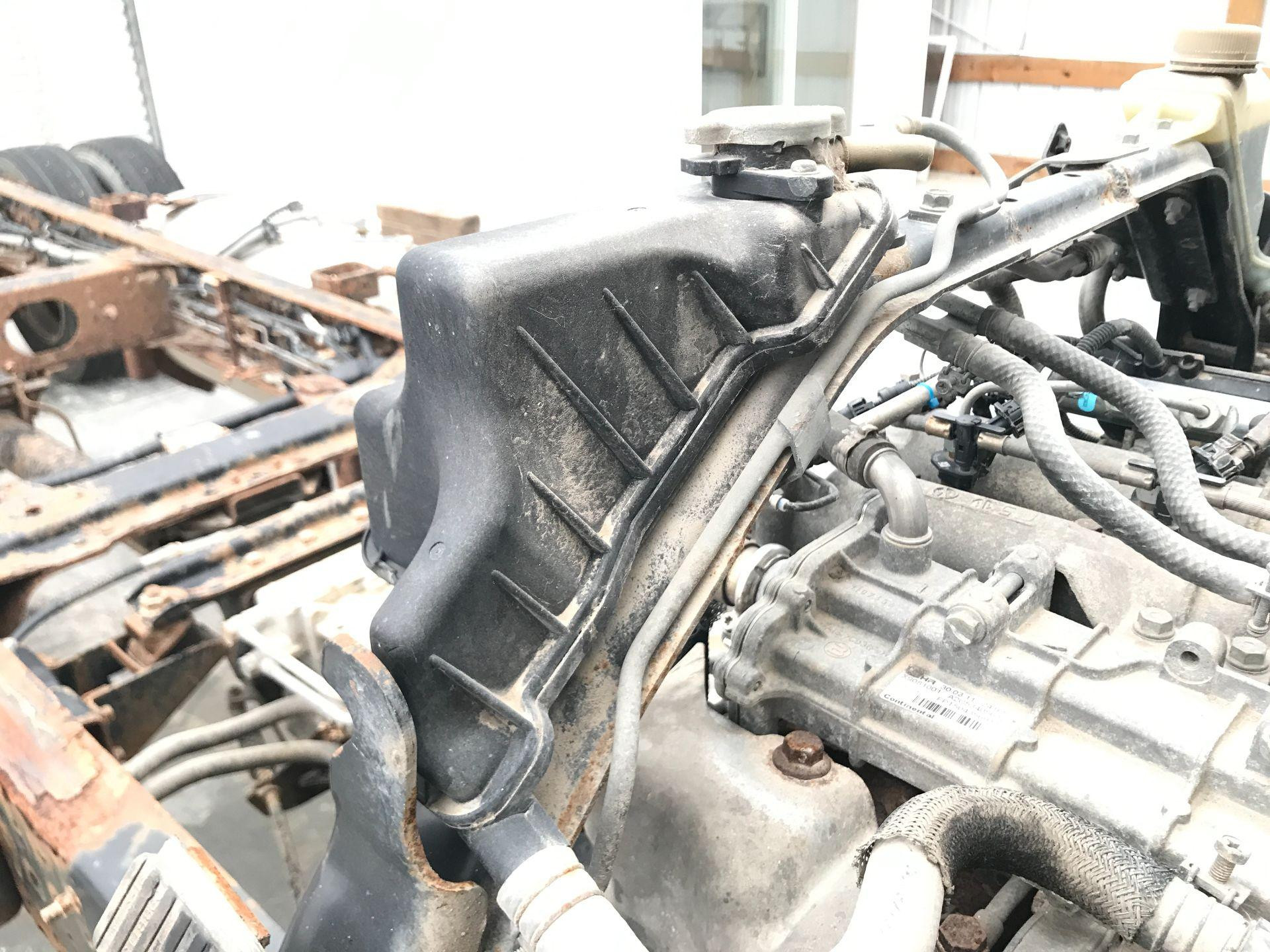 Mitsubishi FUSO Radiator Overflow Bottle for Sale