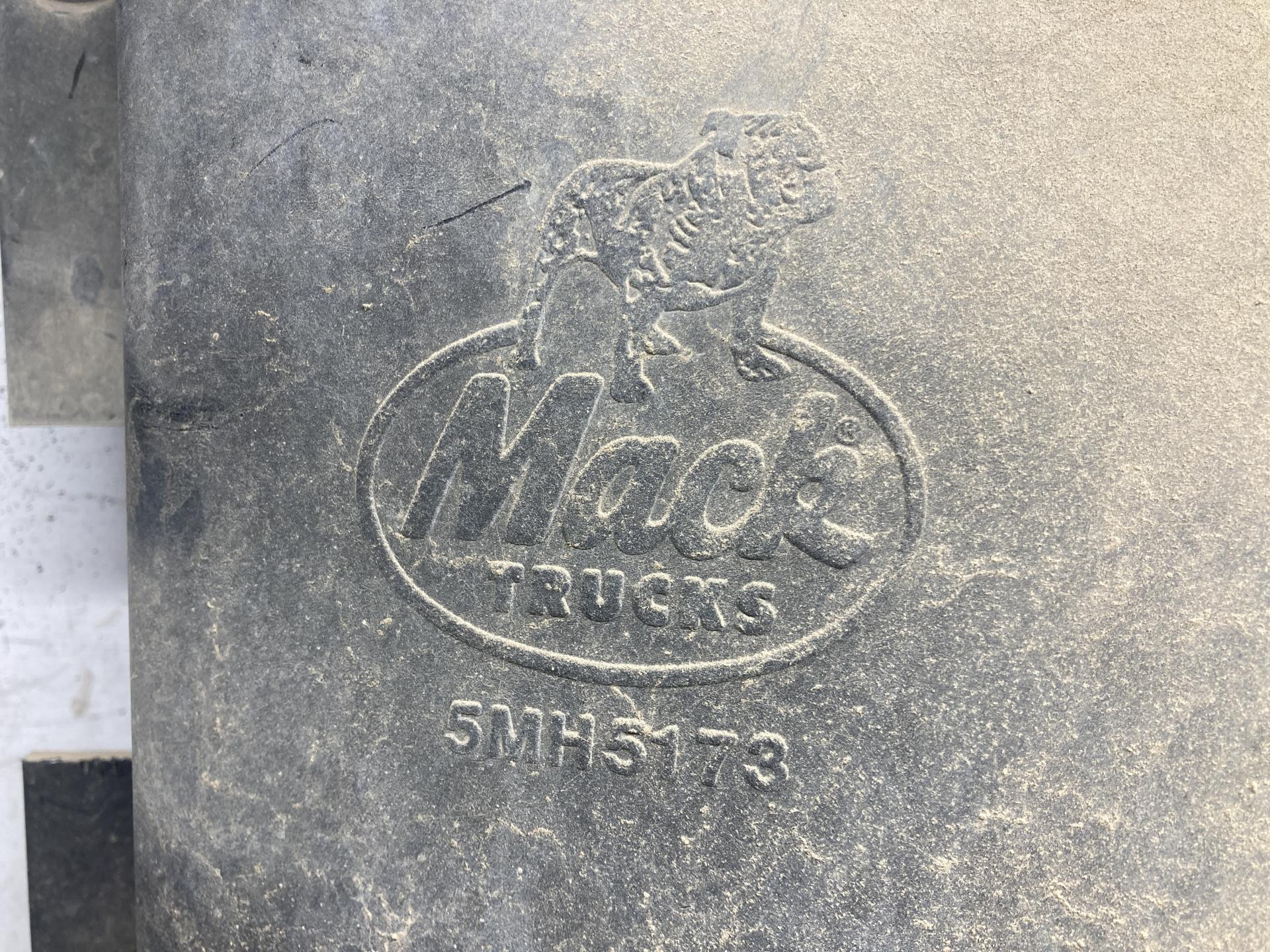 5MH5173 | Mack RD600 Radiator Shroud for Sale