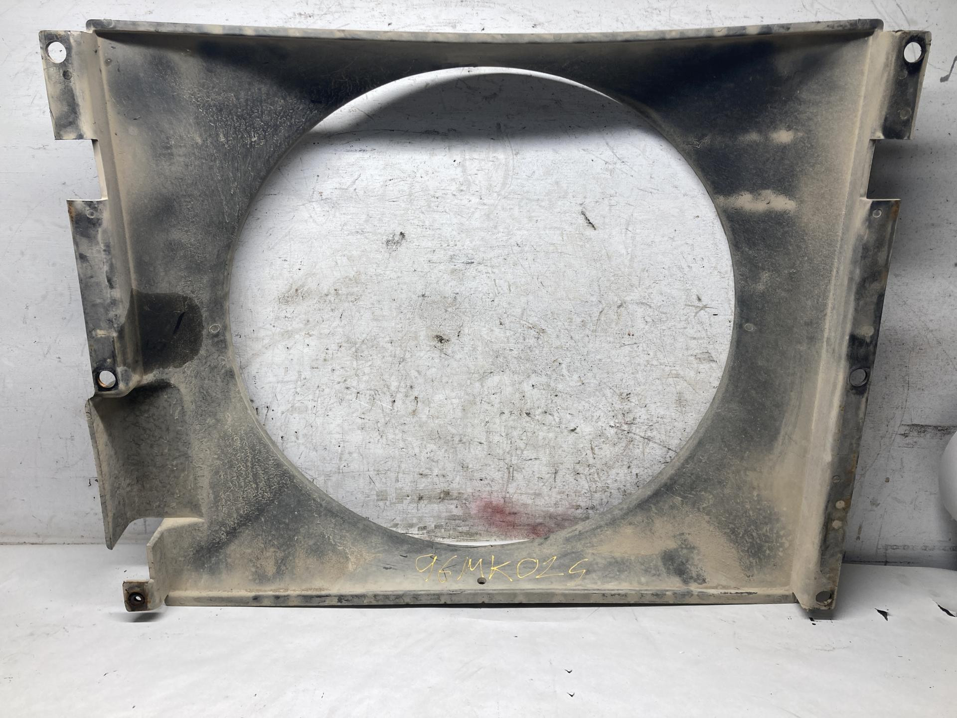 5MH5173 | Mack RD600 Radiator Shroud for Sale