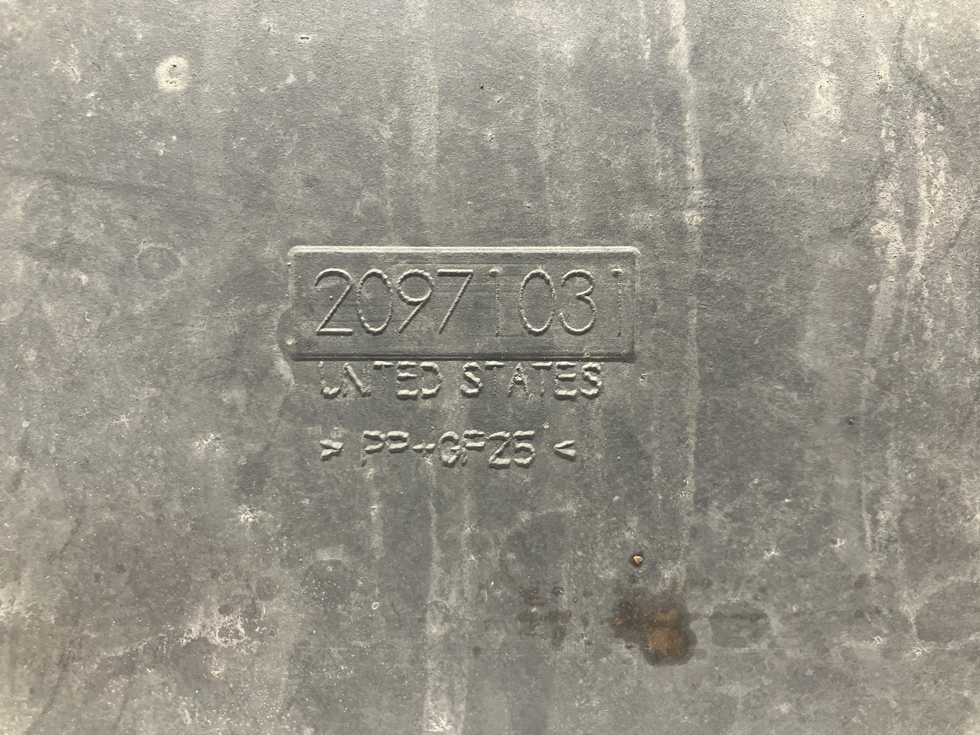 20971031 | Volvo VNL Radiator Shroud for Sale