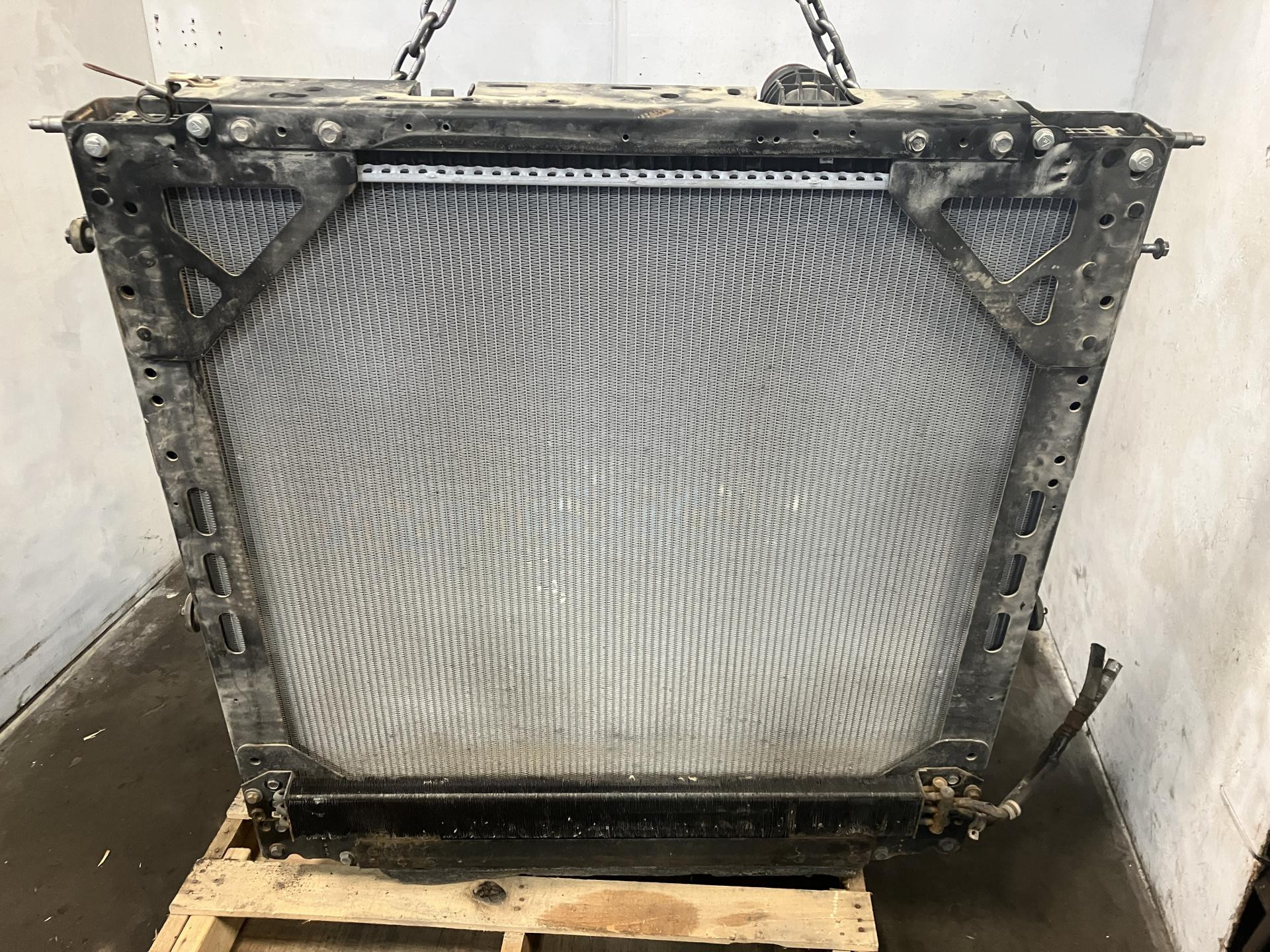 N3985003 | Kenworth T800 Radiator for Sale
