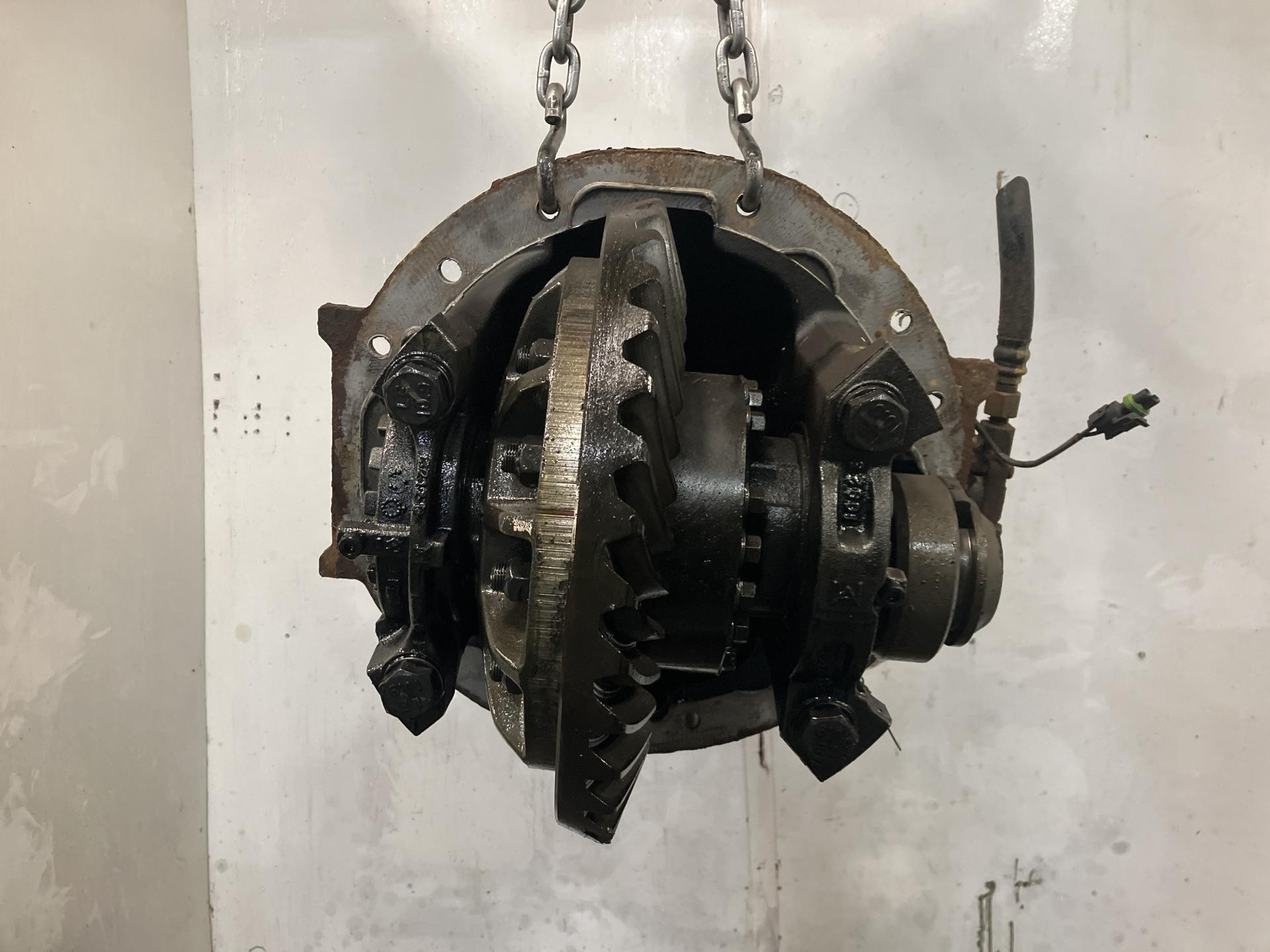C11-00036-019 | Meritor MR1714X Rear Differential | Carrier Assembly for Sa