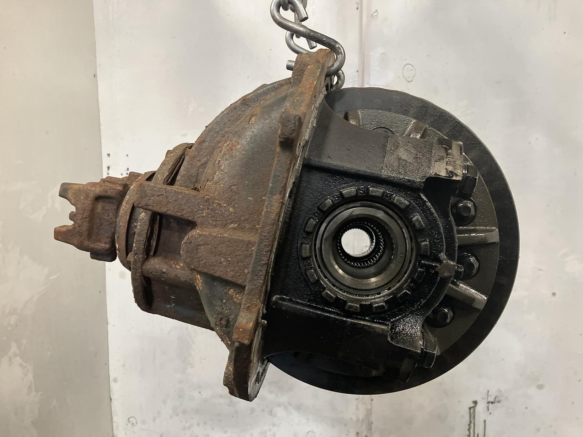 C11-00036-019 | Meritor MR1714X Rear Differential | Carrier Assembly for Sa