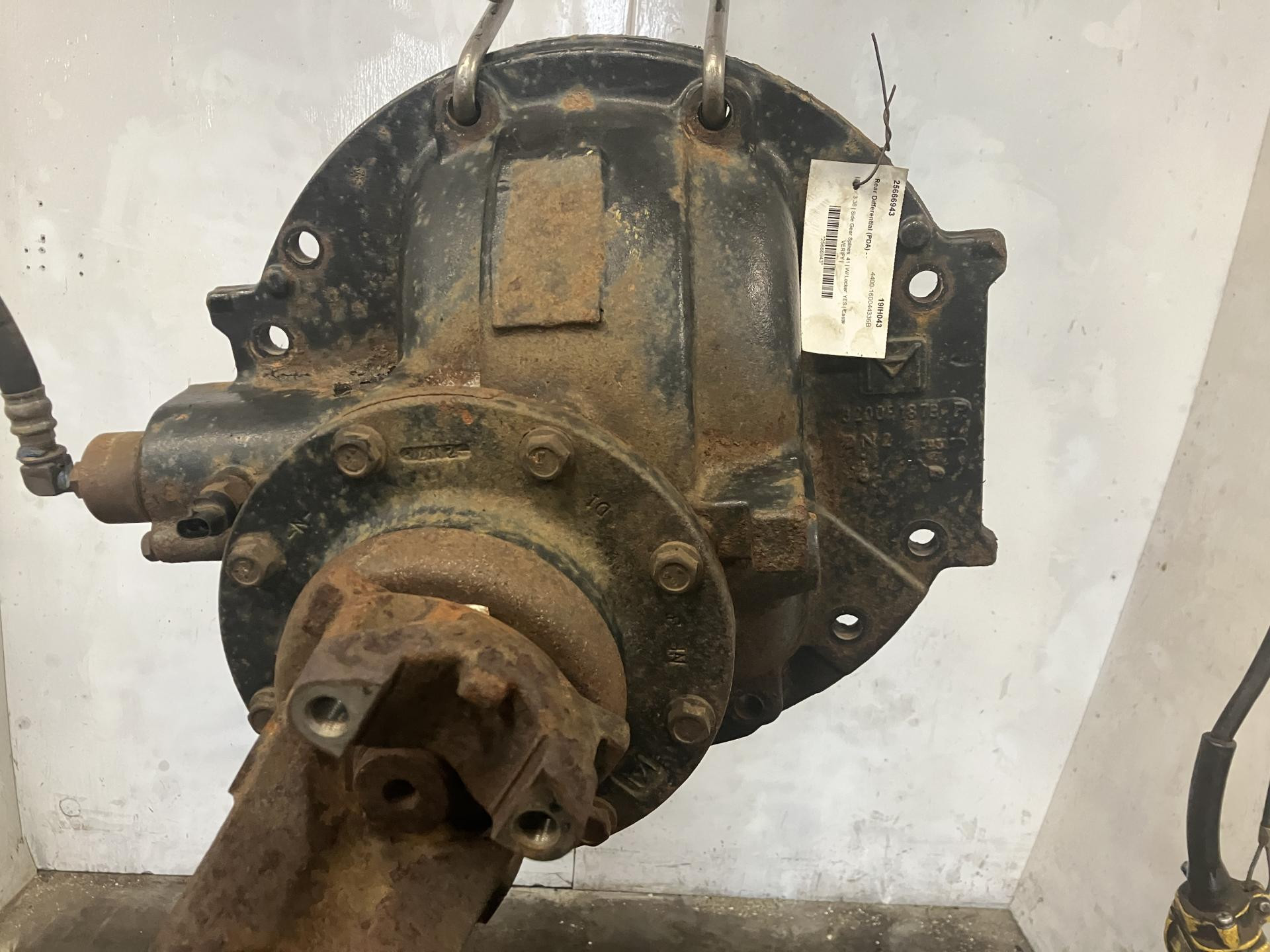 3200-F-1878 | Meritor MR2014X Rear Differential | Carrier Assembly for Sale
