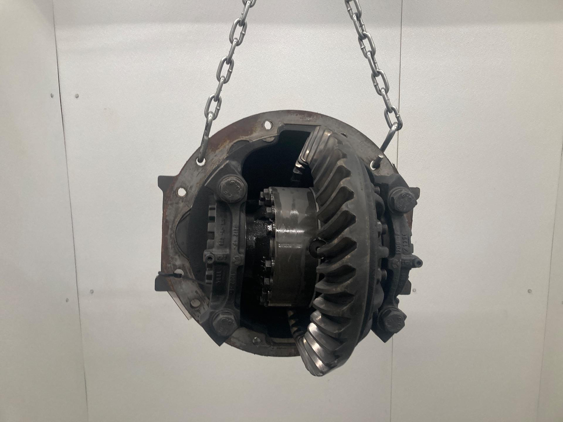 3200-F-1878 | Meritor MR2014X Rear Differential | Carrier Assembly for Sale