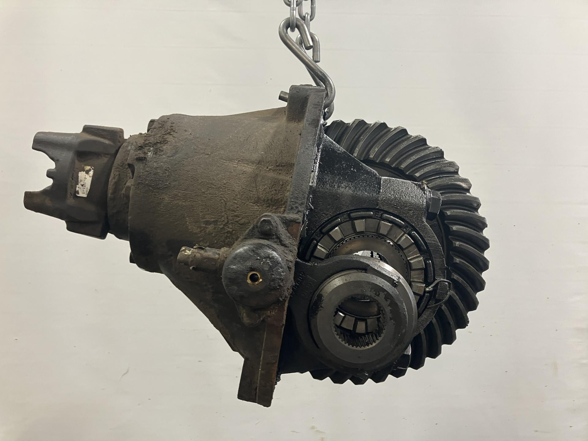 RDP40-370 | Eaton RD404 Rear Differential | Carrier Assembly for Sale
