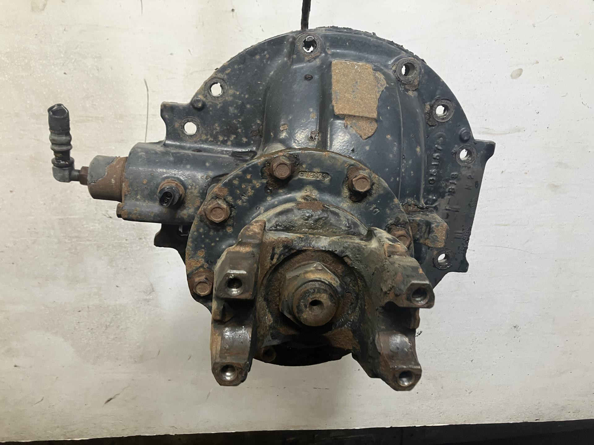 RS21145 | Meritor MR2214X Rear Differential | Carrier Assembly for Sale