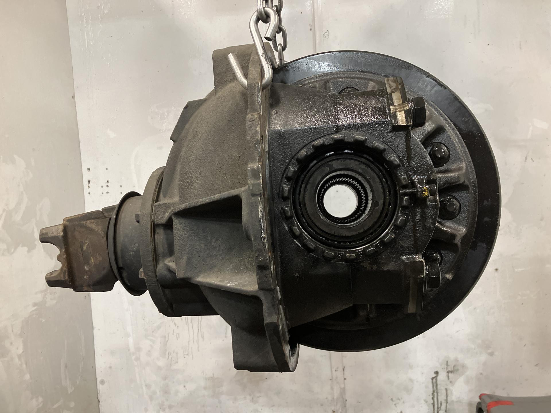 3200N1704 | Meritor RR25160 Rear Differential | Carrier Assembly for Sale