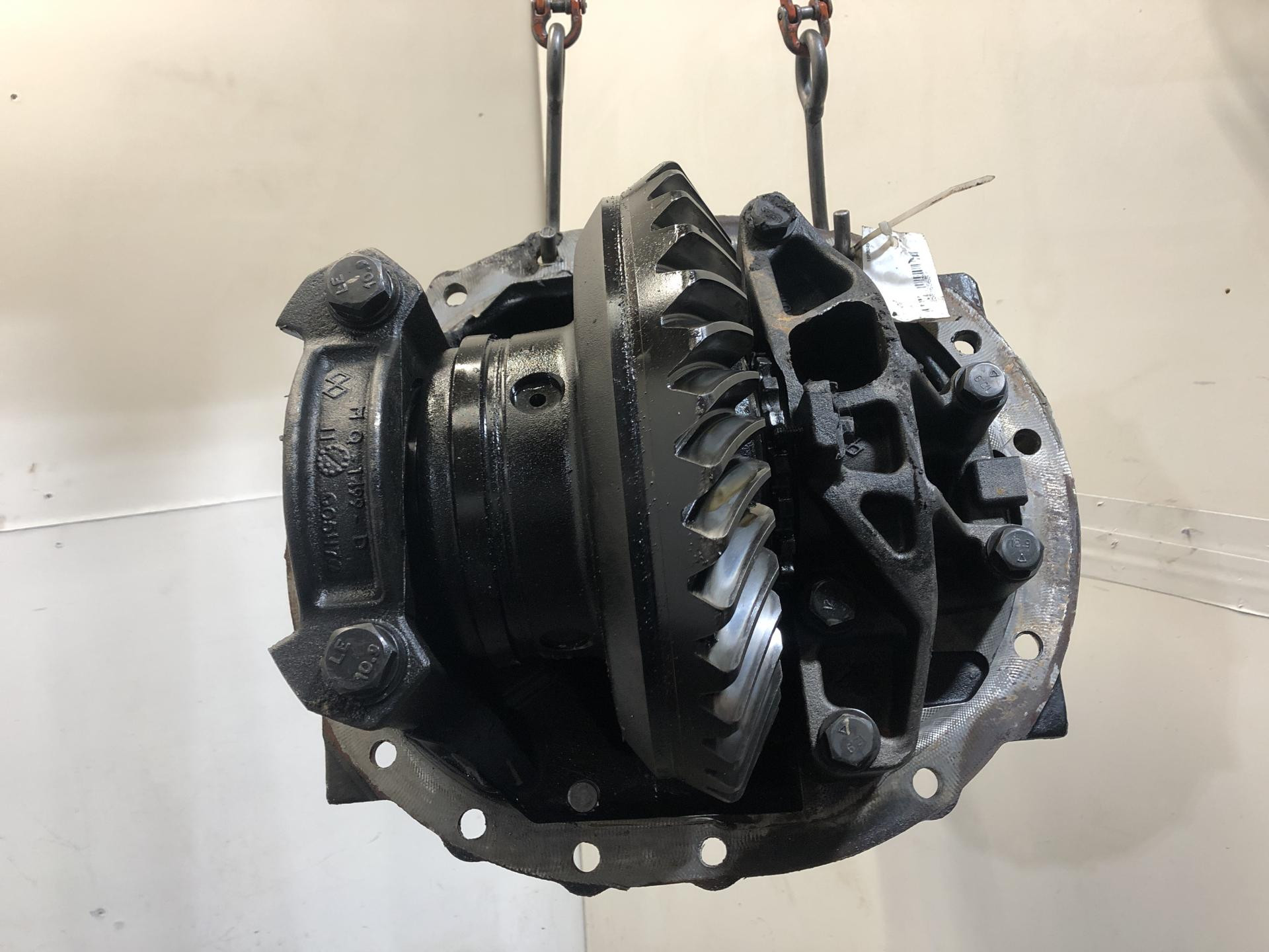 Paccar MV2014P Front Carrier | Differential Assembly for Sale
