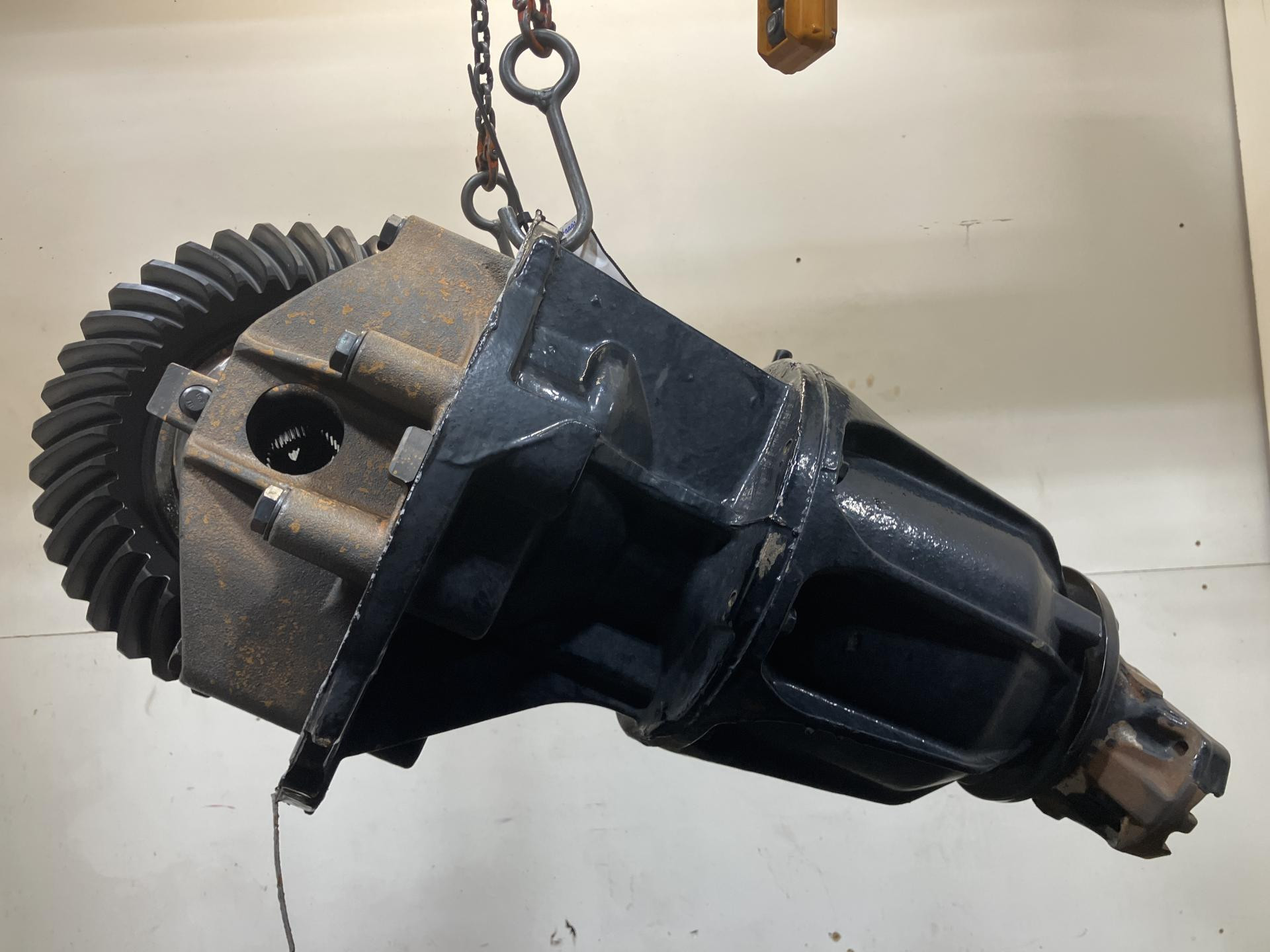 Paccar MV2014P Front Carrier | Differential Assembly for Sale