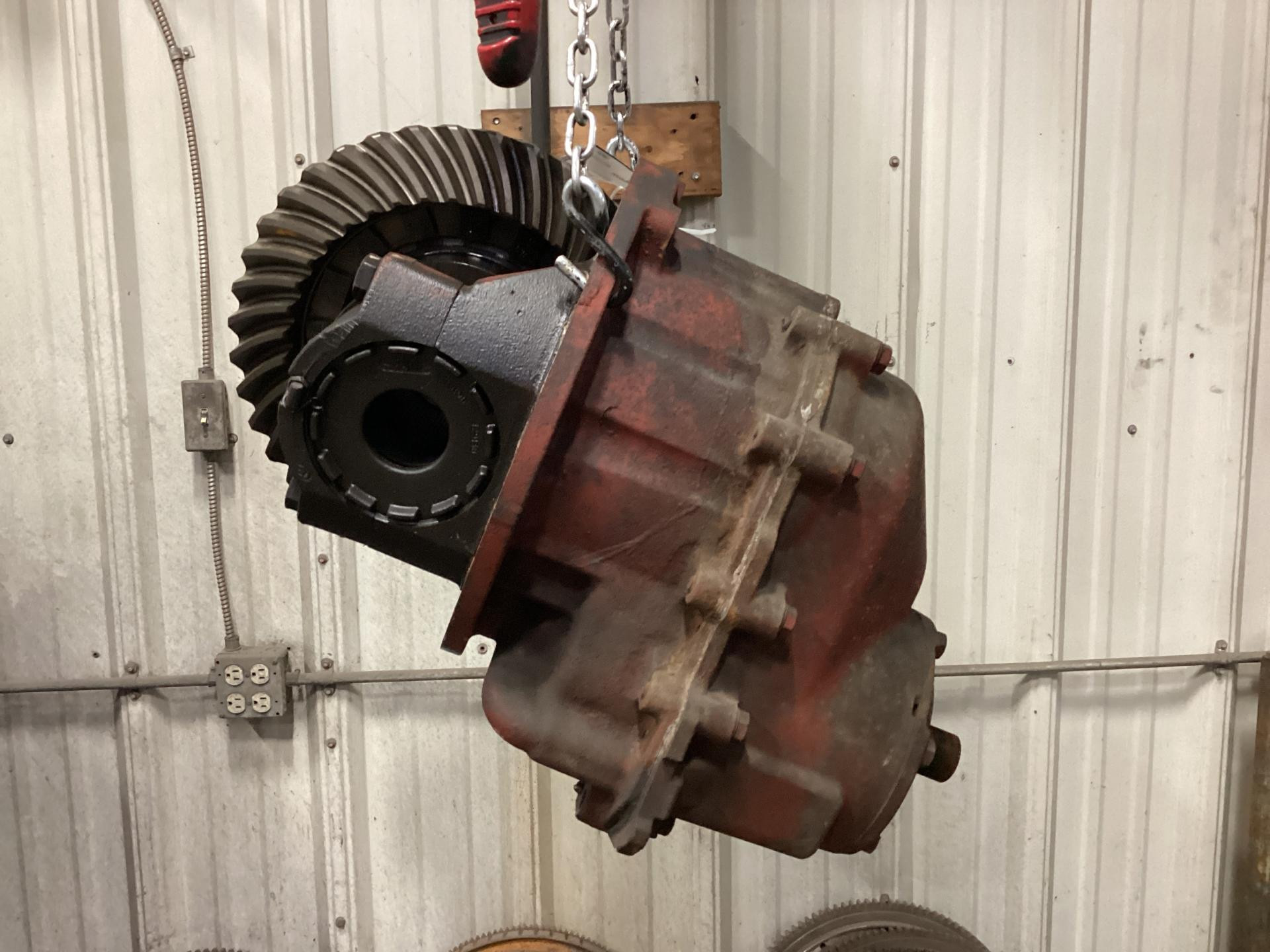 S11-21808-355 | Eaton DS404 Front Carrier | Differential Assembly for Sale