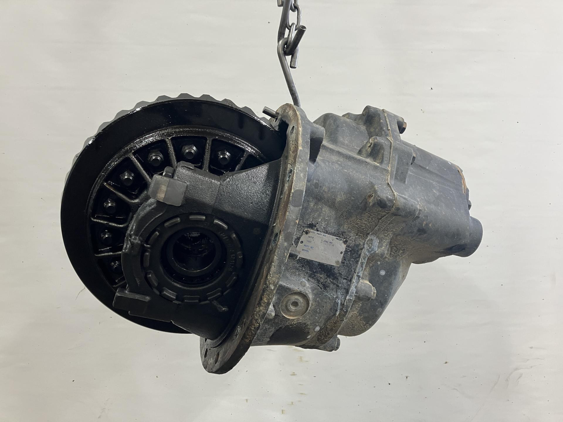 0706601 | Eaton DS404 Front Carrier | Differential Assembly for Sale