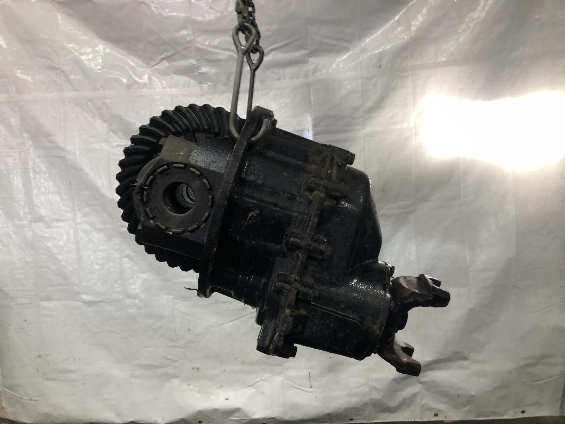674867 | Eaton DS404 Front Carrier | Differential Assembly for Sale
