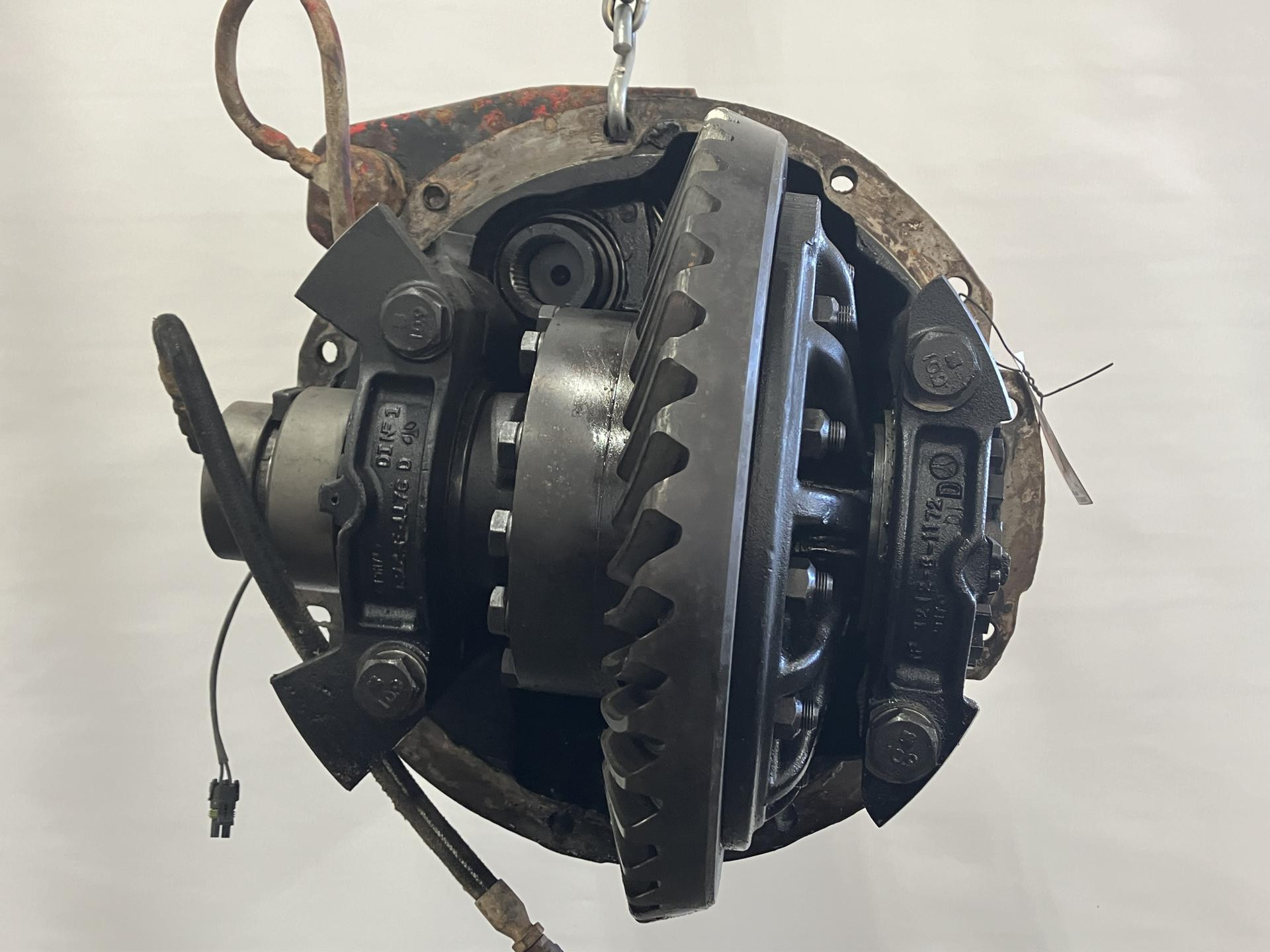 3200L1895 | Meritor RD25160 Front Carrier | Differential Assembly for Sale