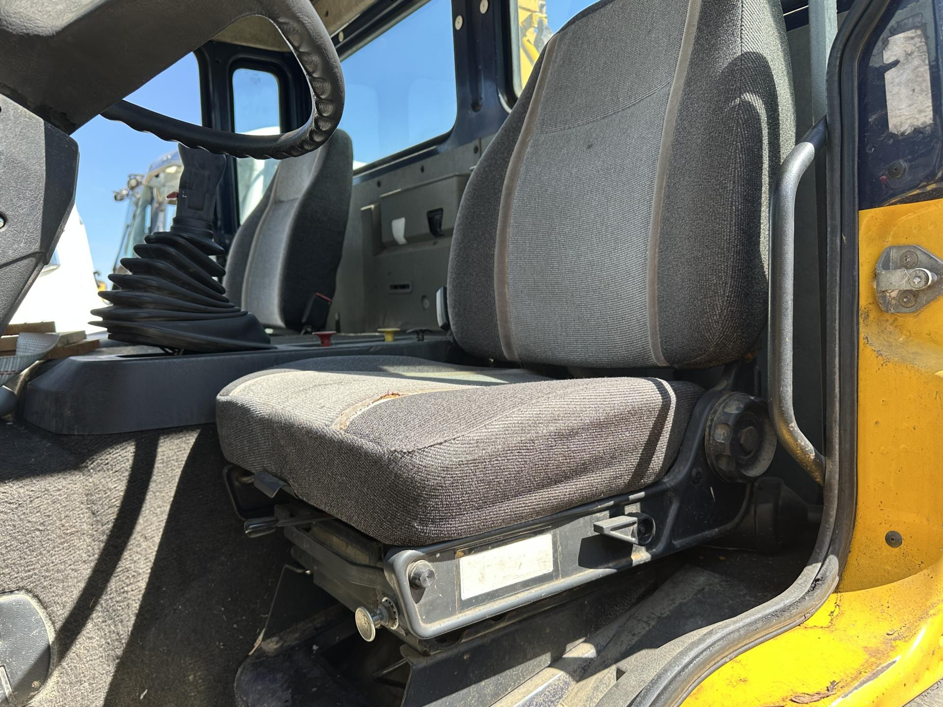 Volvo FE Suspension Seat for Sale