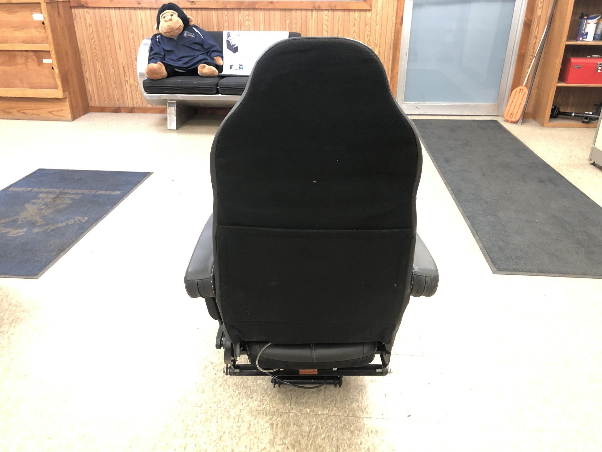 188900MW61 | Kenworth W900L Air Ride Seat for Sale