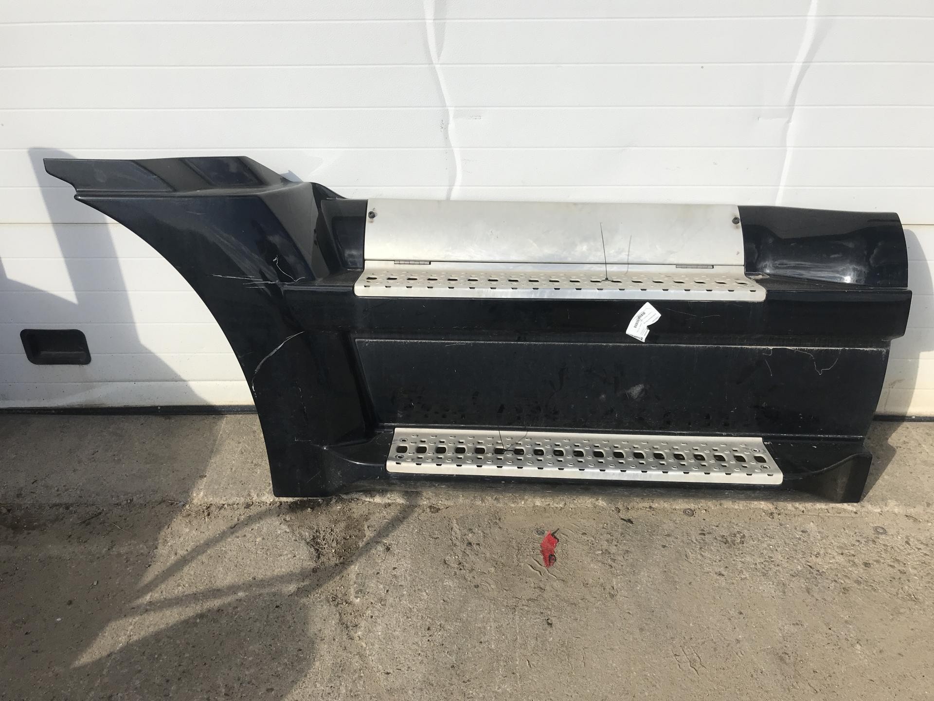22-71132-004 | Western Star Trucks 5700 Skirt for Sale