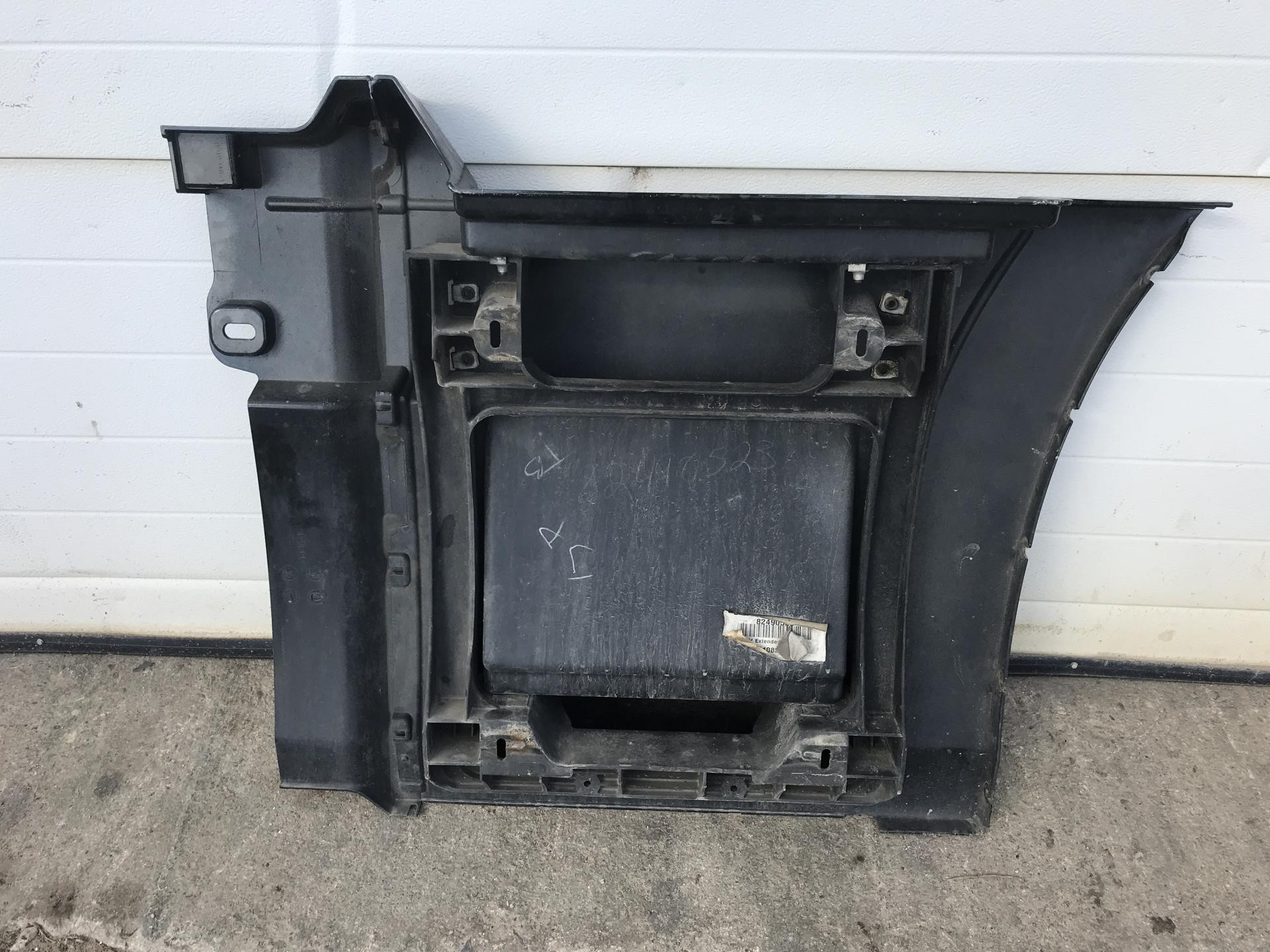 Volvo VNL Skirt for Sale