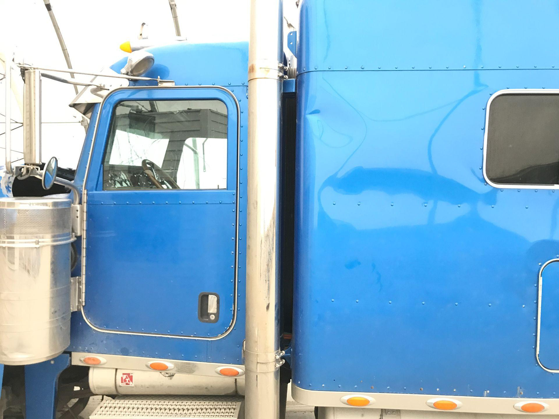 Peterbilt 379 Sleeper Boot for Sale