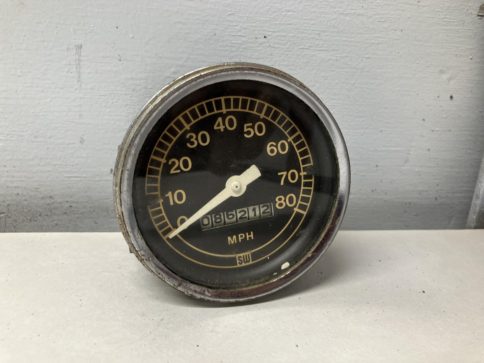 Freightliner FLT Speedometer for Sale