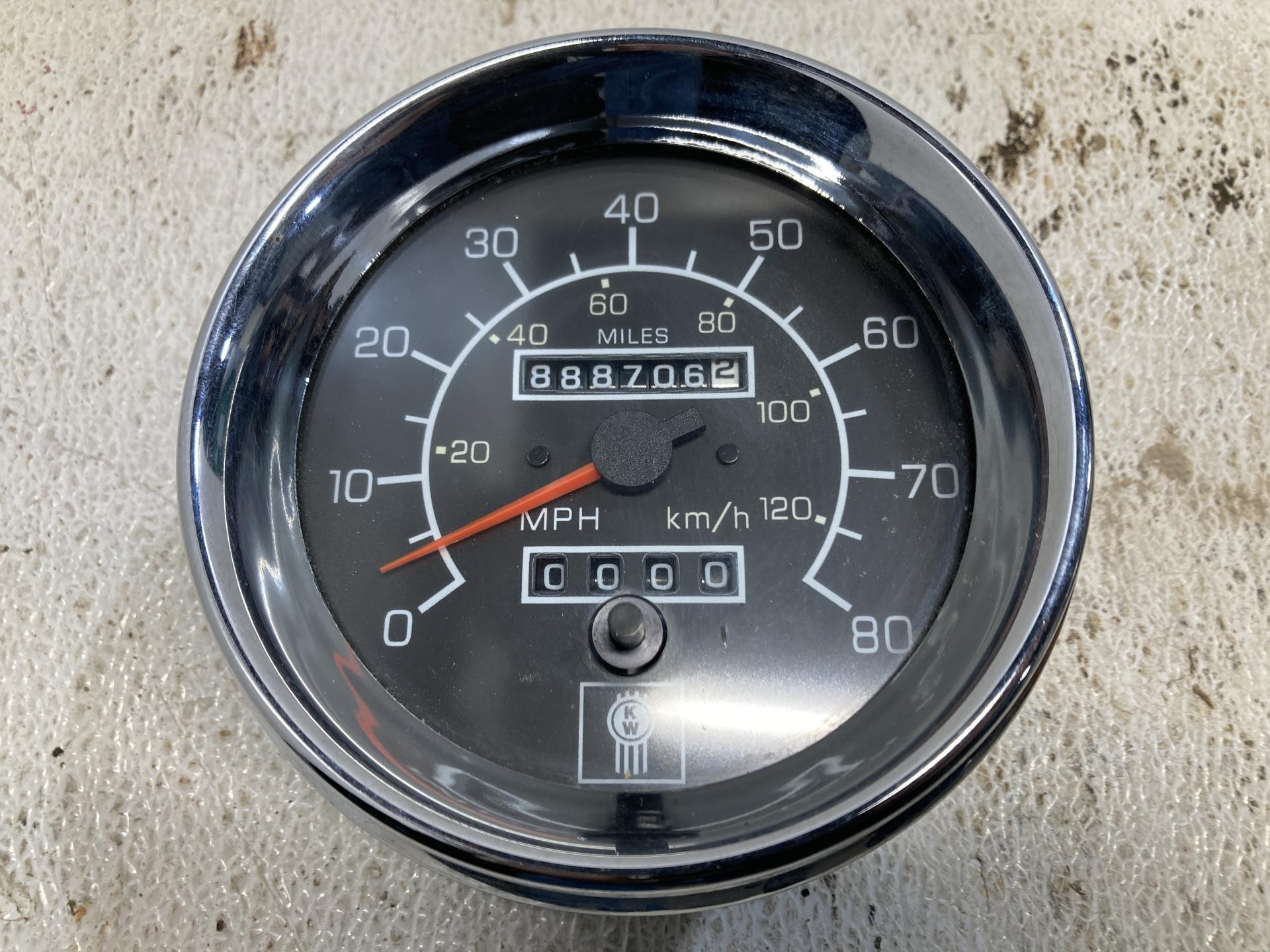 K152-504-2 | Kenworth W900B Speedometer for Sale