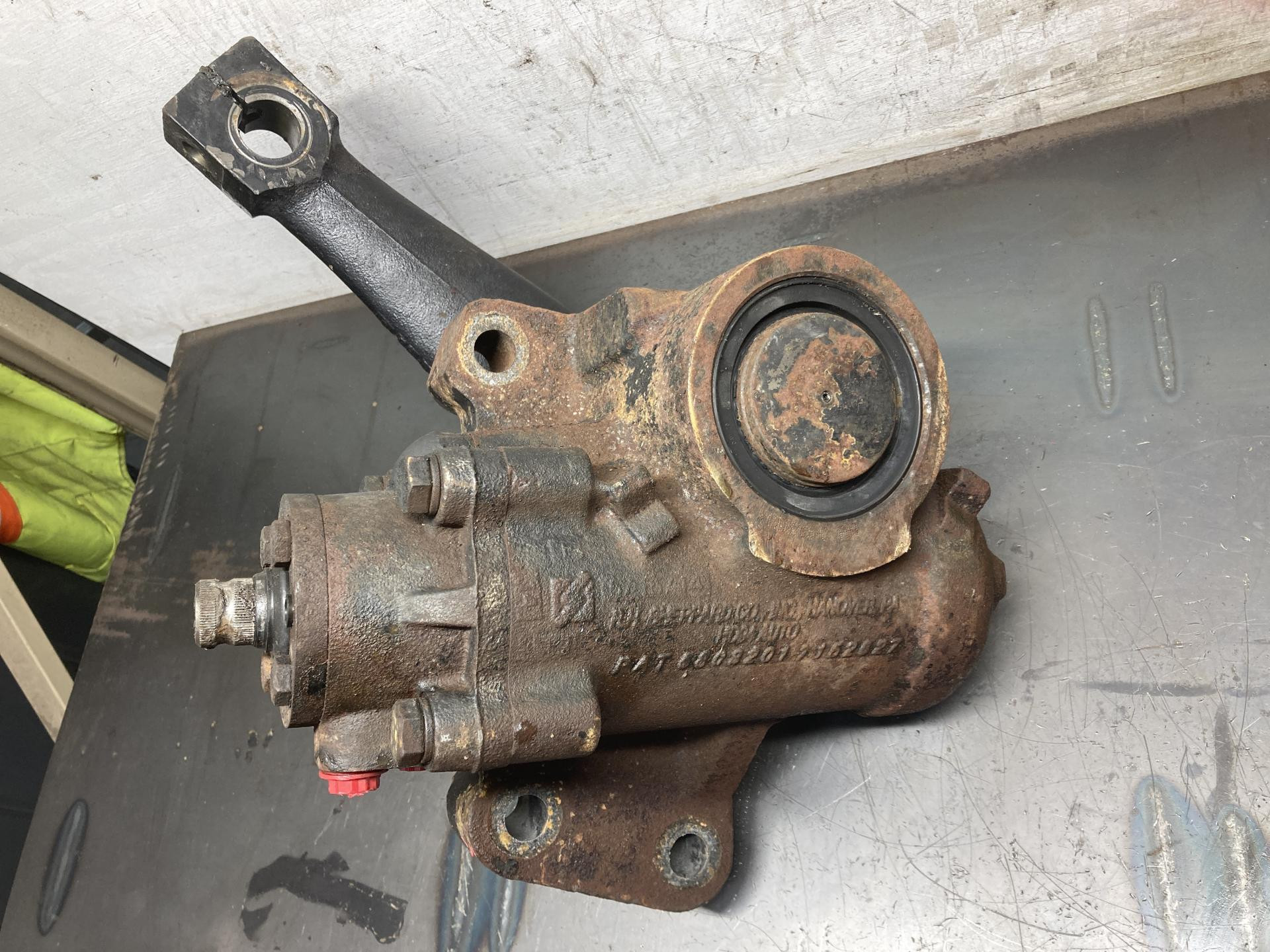 20886596 | Mack 20QC4408M Steering Gear | Steering Rack for Sale