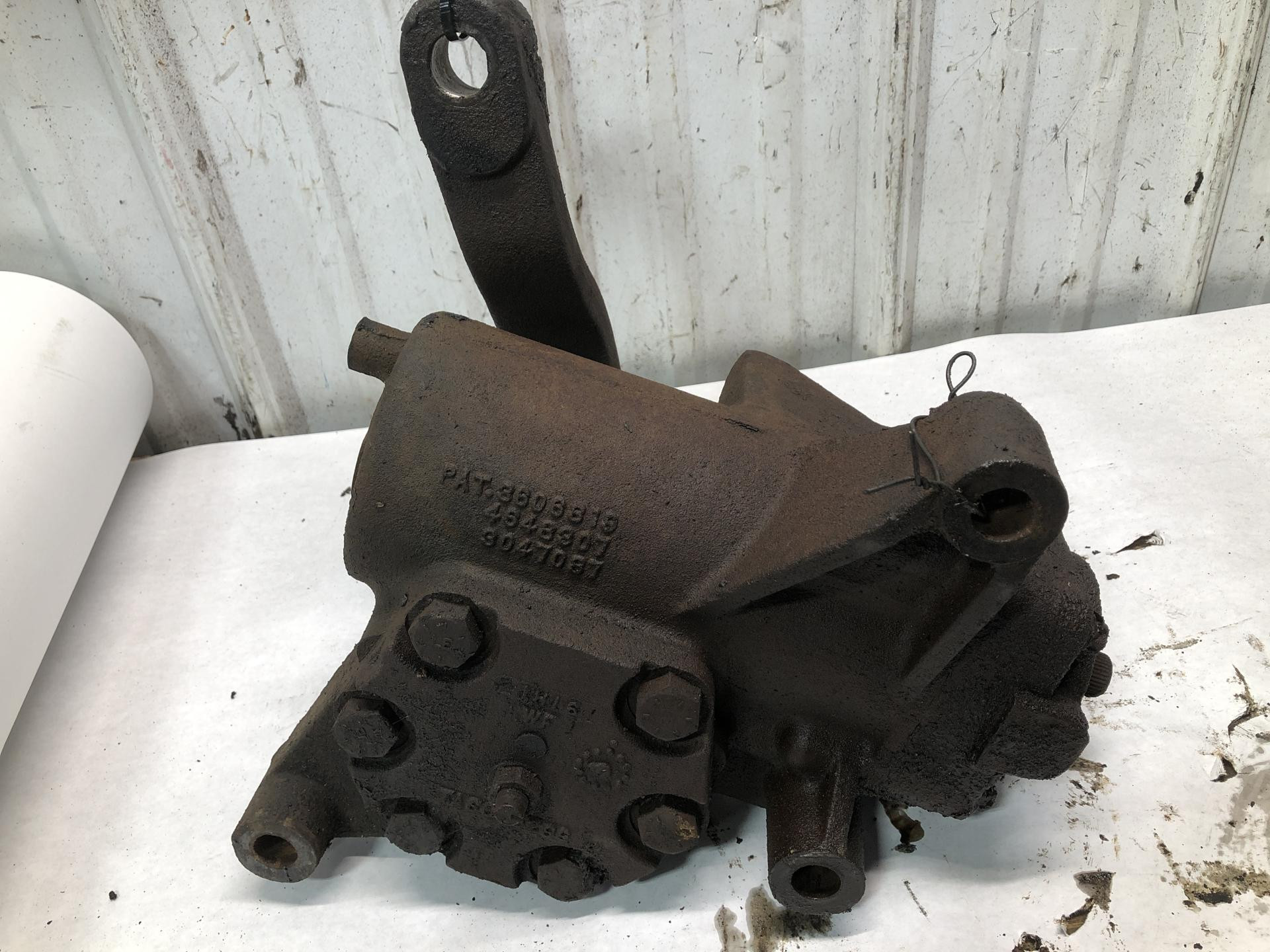 Ford LA9000 Steering Gear | Steering Rack for Sale