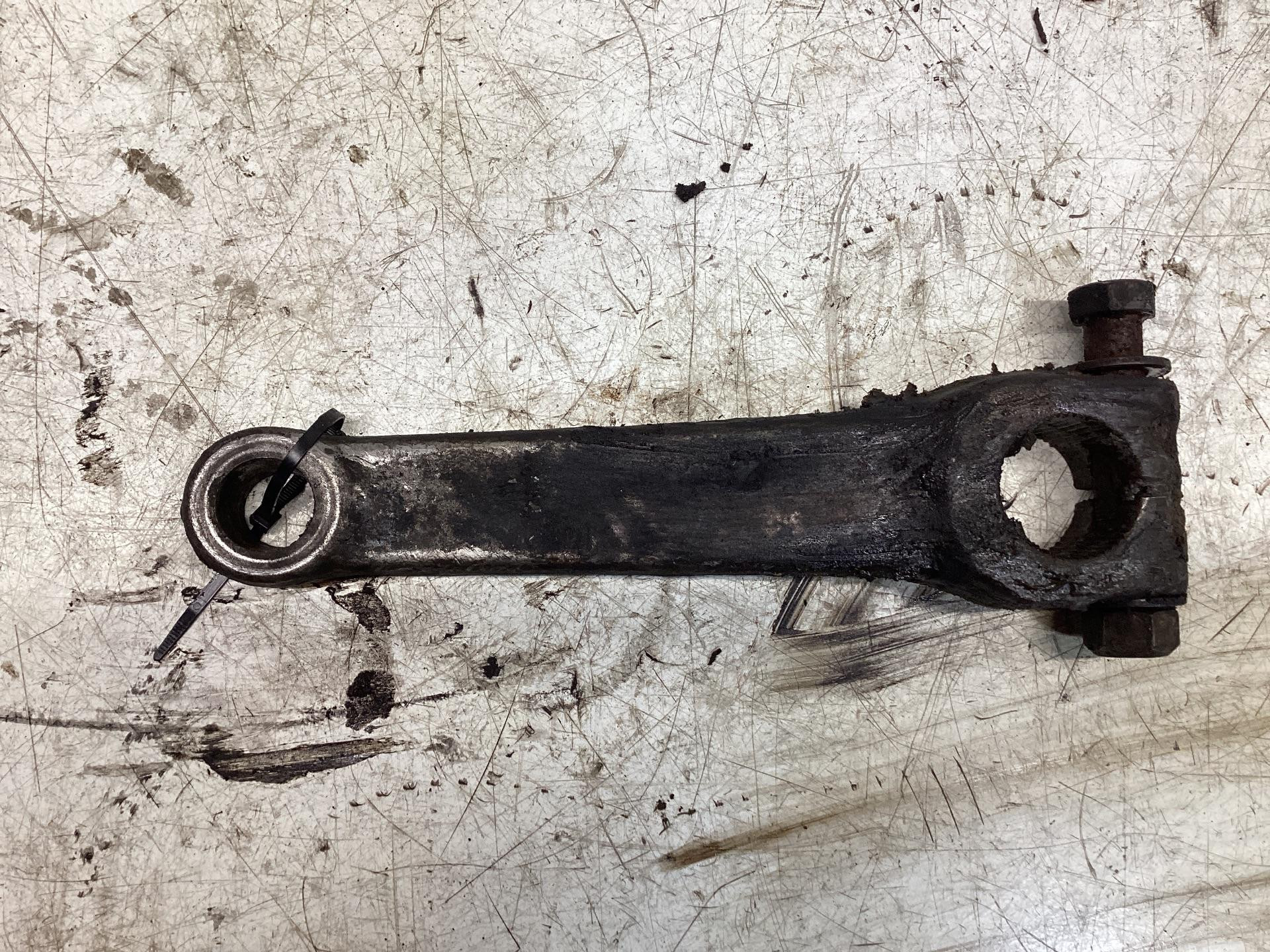 448242 | Peterbilt 379 Steering (Pitman) Arm for Sale