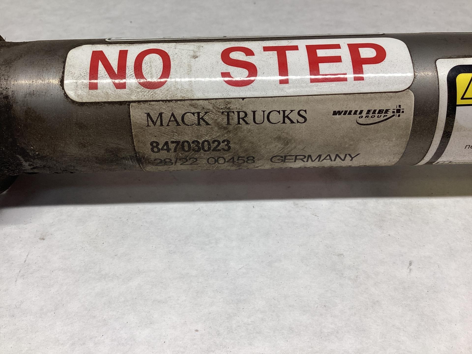 84703023 | Mack ANTHEM (AN) Steering Shaft for Sale