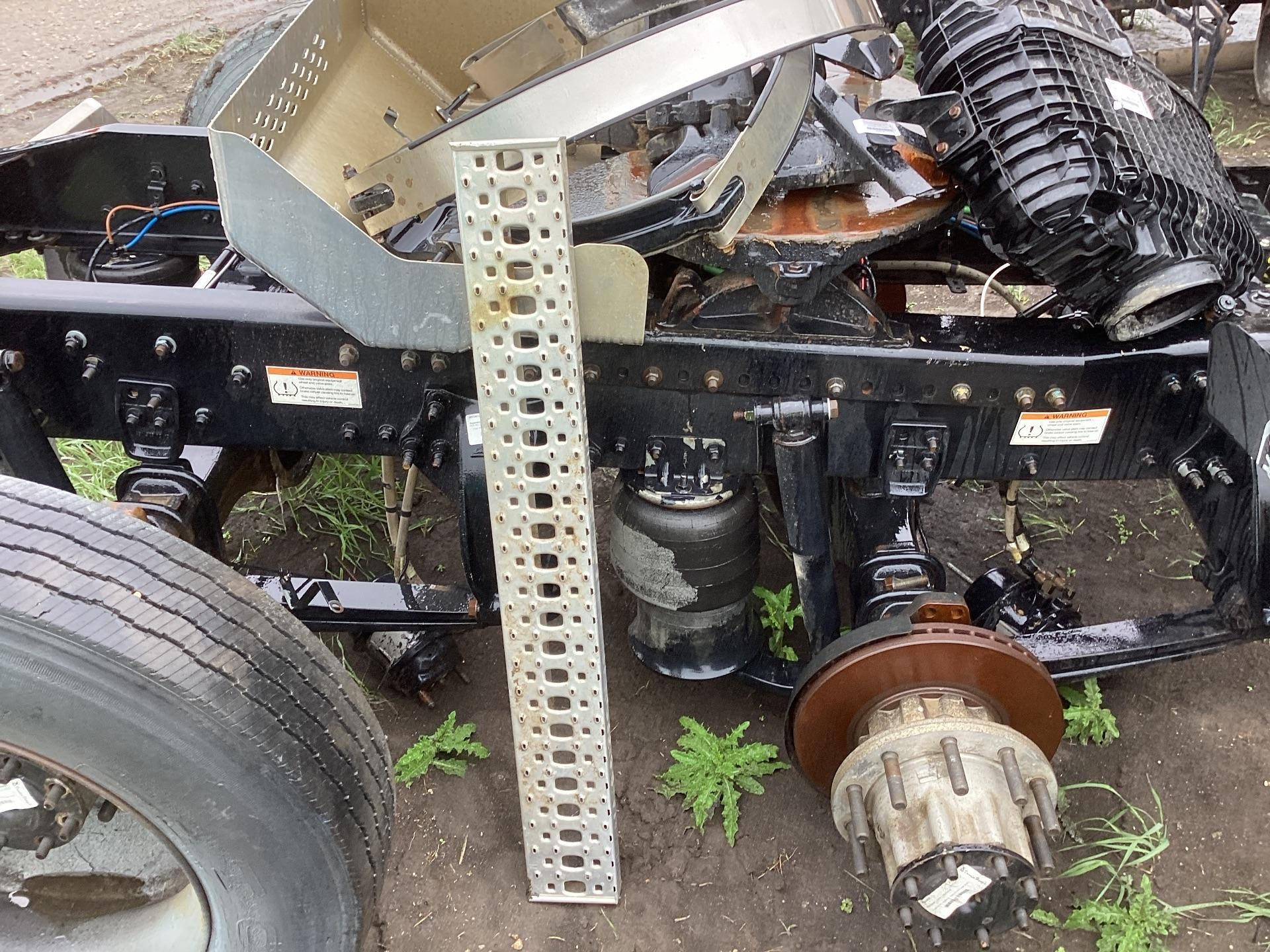 Western Star Trucks 49X Step (Frame, Fuel Tank, Faring) for Sale