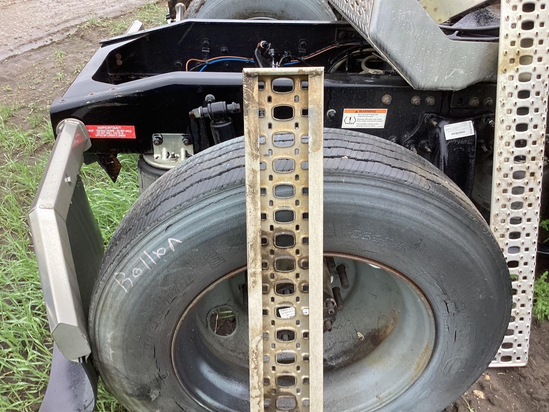Western Star Trucks 49X Step (Frame, Fuel Tank, Faring) for Sale