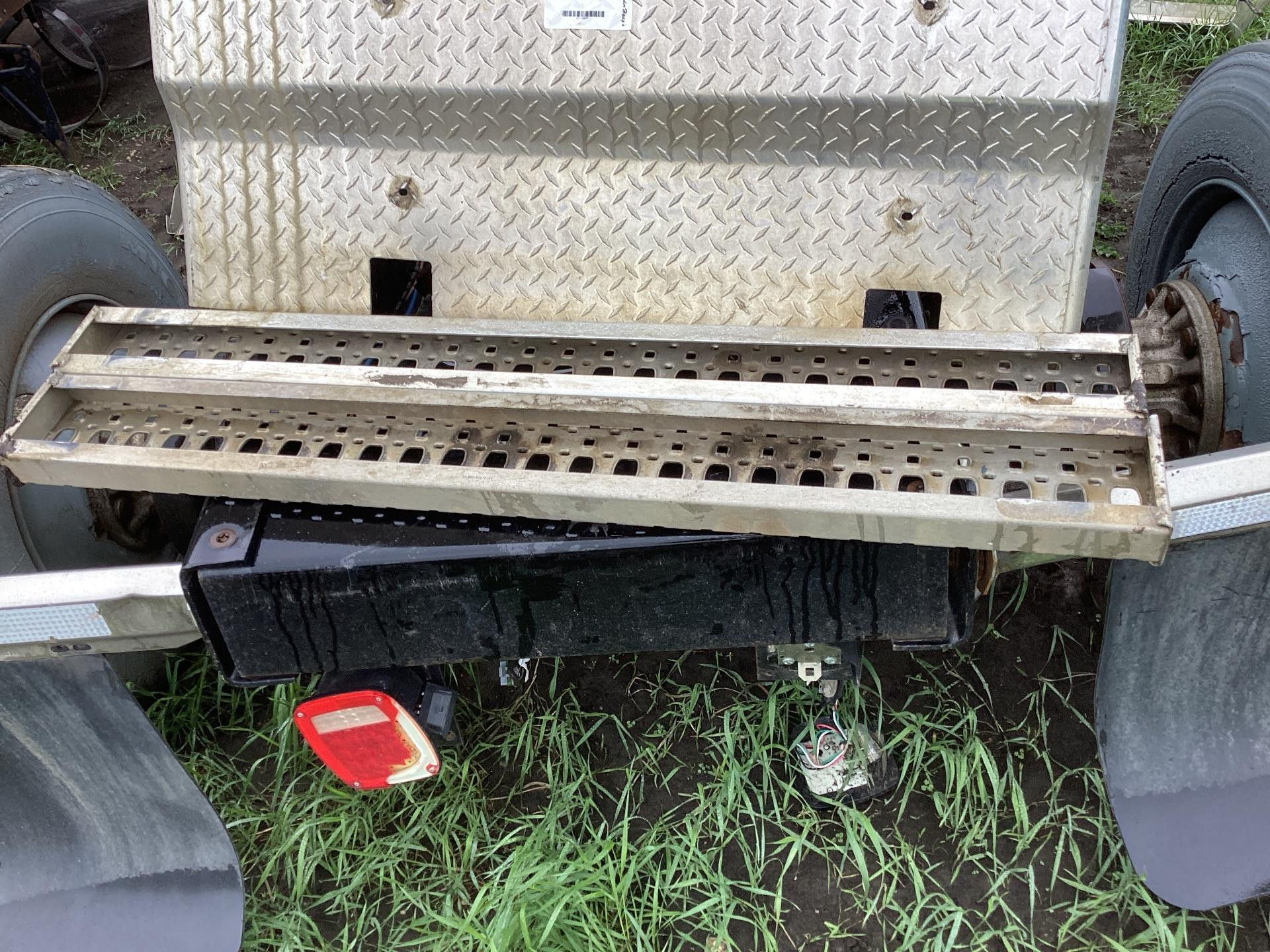 Western Star Trucks 49X Step (Frame, Fuel Tank, Faring) for Sale