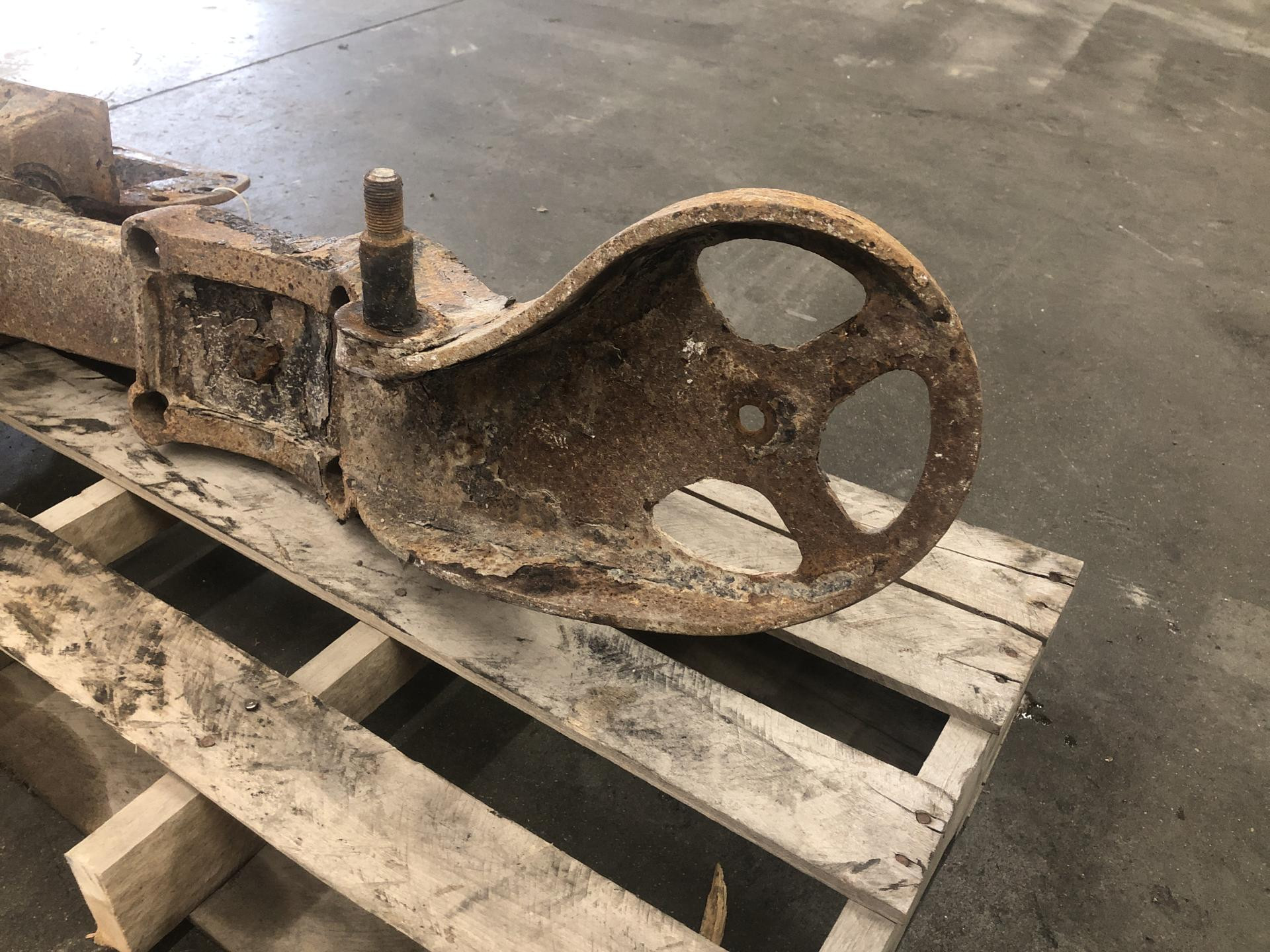 Peterbilt 335 Suspension Air Spring Pedestal for Sale